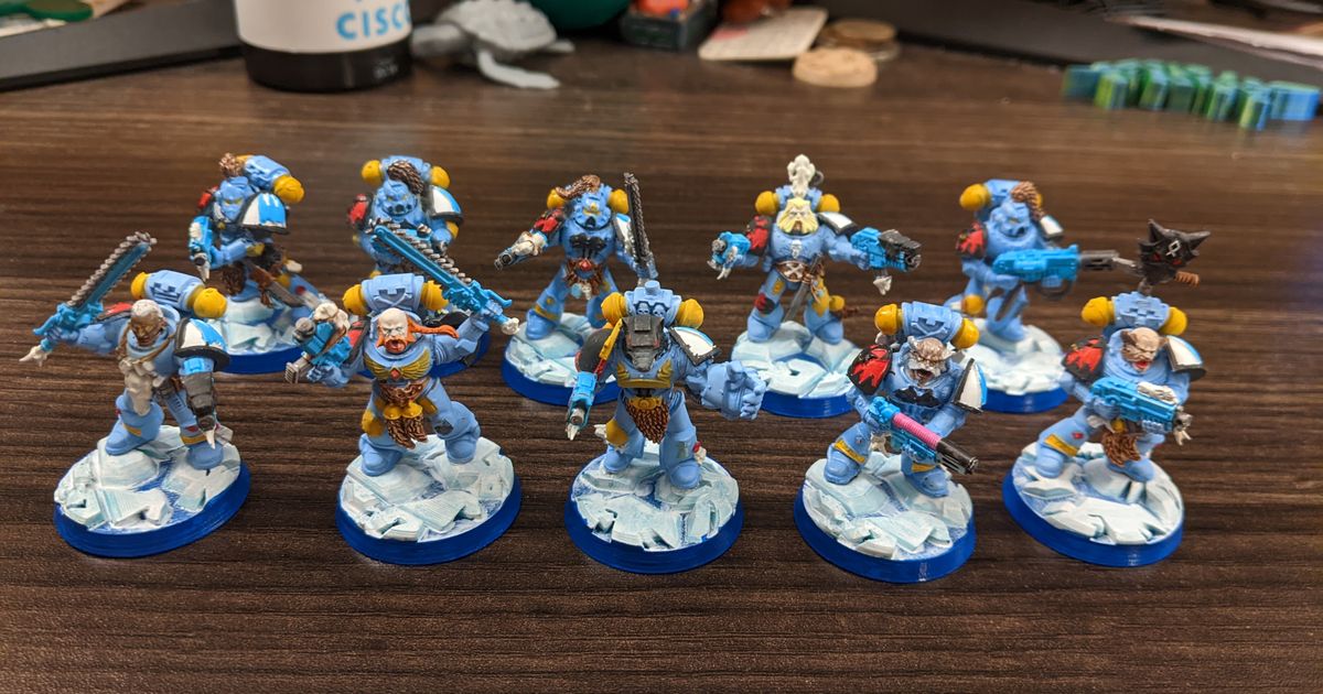 Ice Miniature Base - 32mm Round with 10x2 Magnet Hole by Aztinoth ...