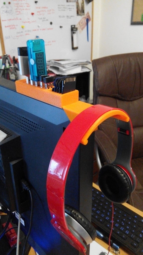 Headphones LCD/LED monitor holder by JL Creative Studio | Download free ...