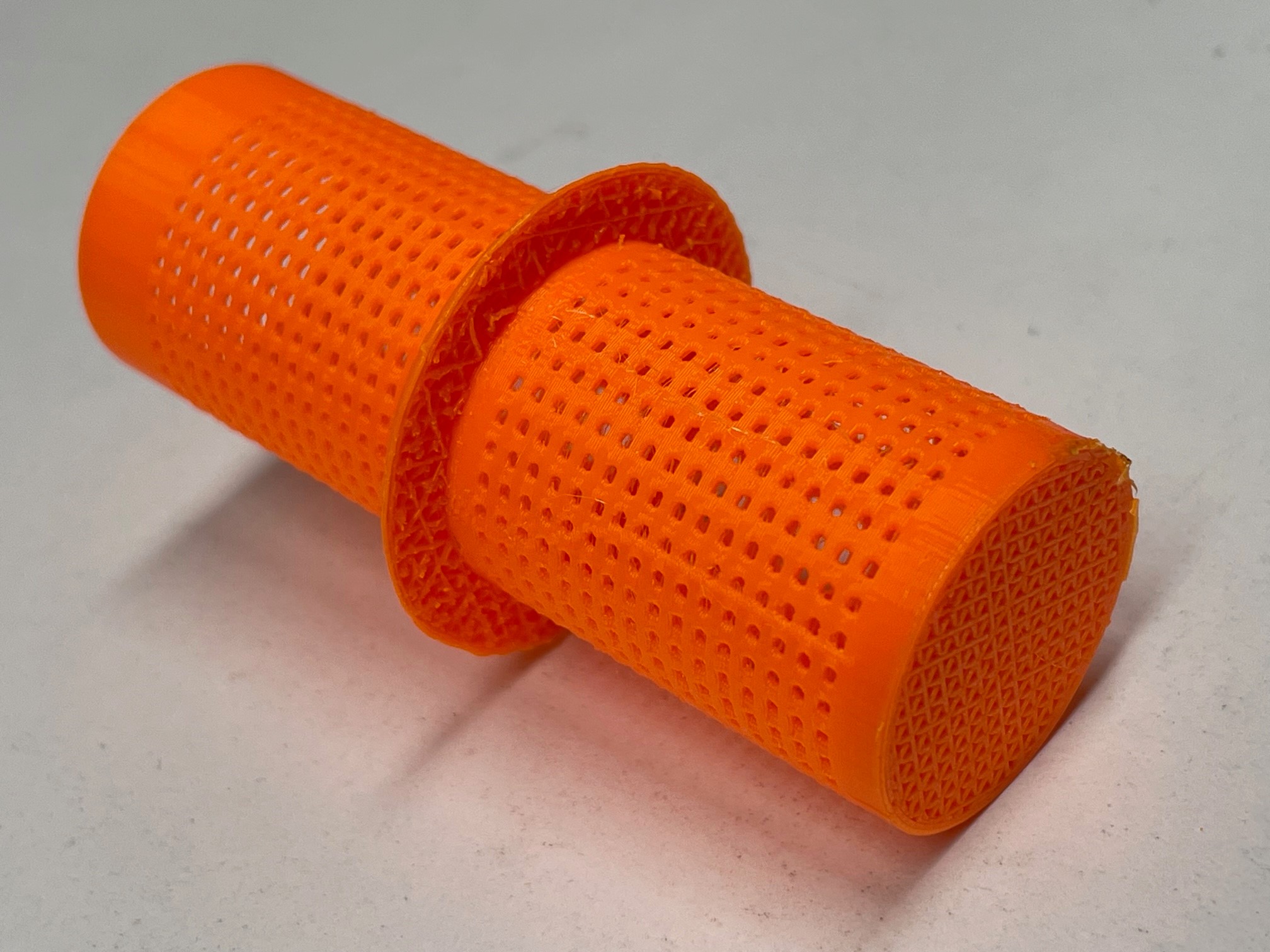 Strainer 28mm diameter by stikyworld | Download free STL model ...