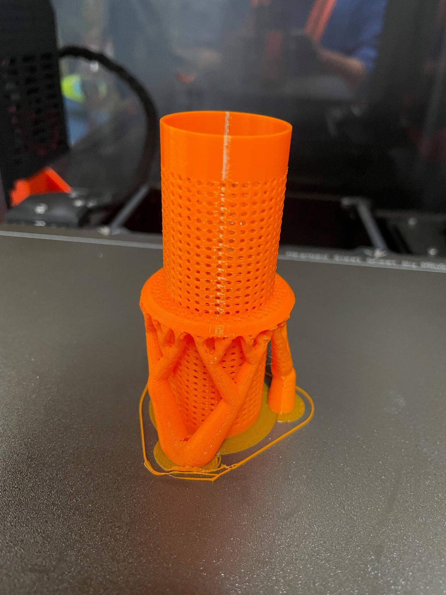Strainer 28mm diameter by stikyworld | Download free STL model ...