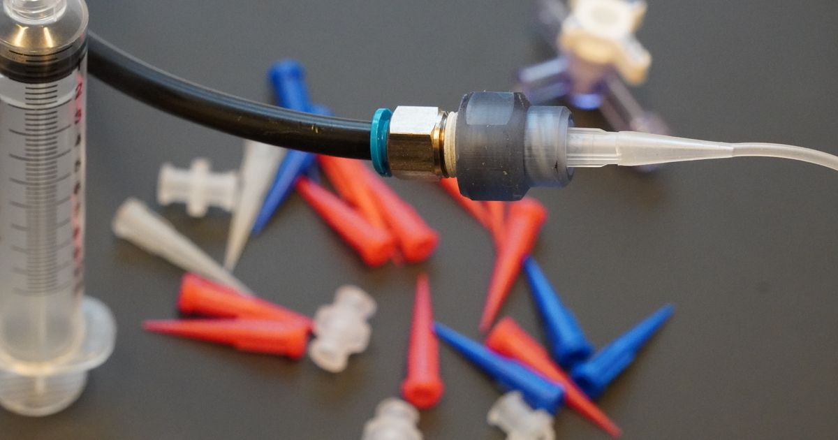 Luer Lock to R3/8 Adapter by n.leinad | Download free STL model ...