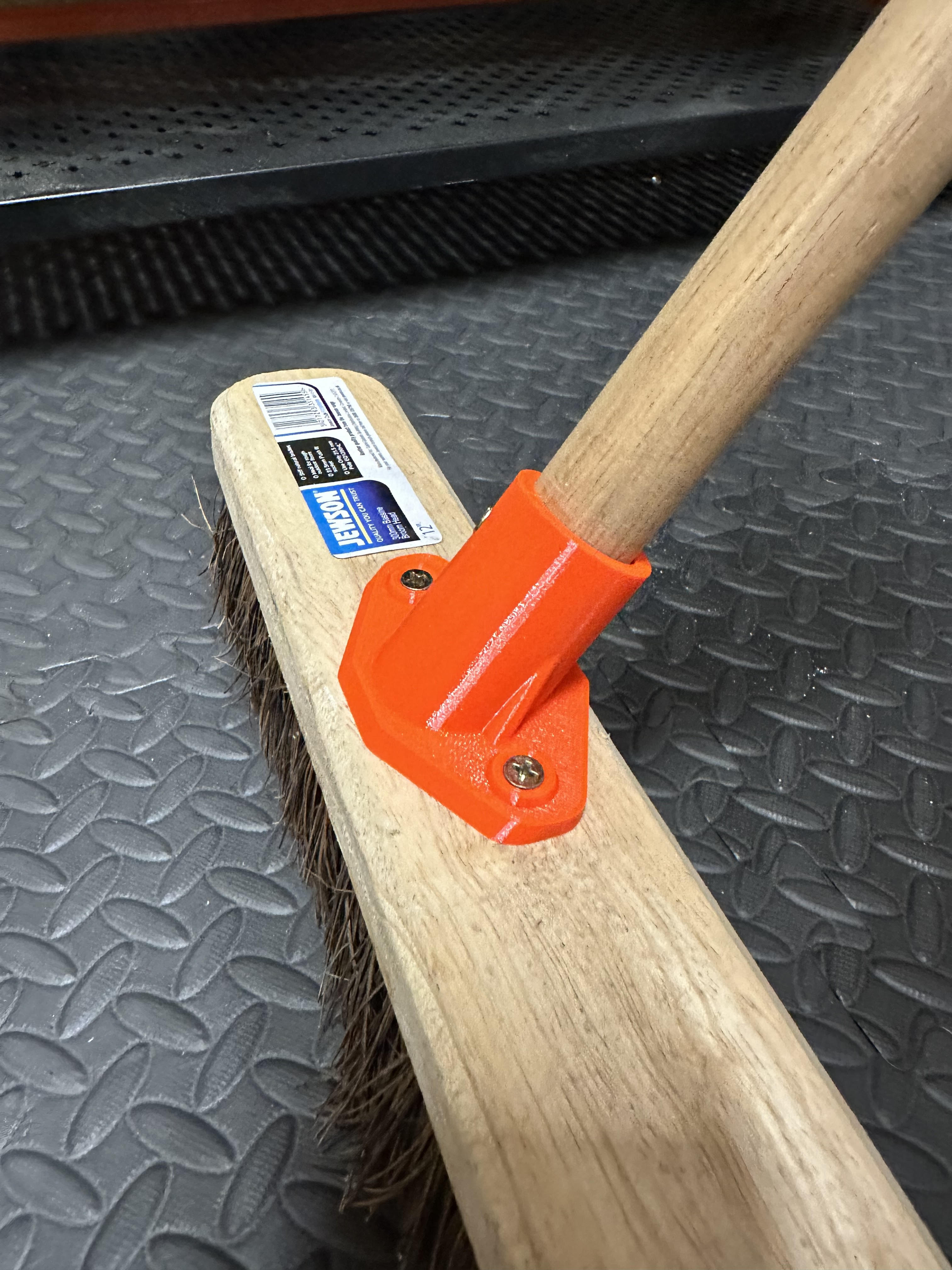 Workshop Broom Attachment Replacement by WUtting | Download free STL ...