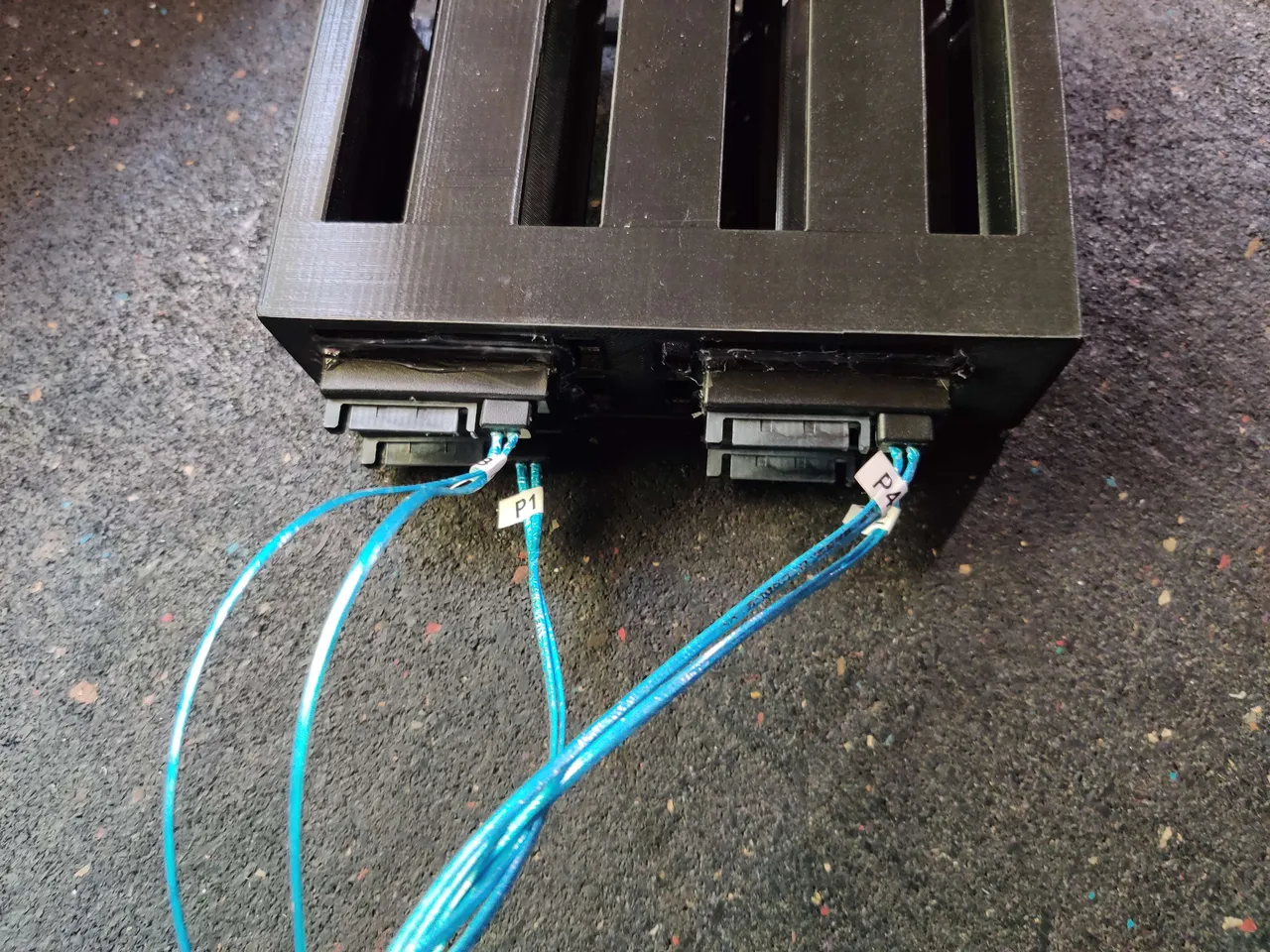 Hot Swap Drive Cage for 5.25 bay (4x 2.5 SFF Drives) by Stranger2.0 ...