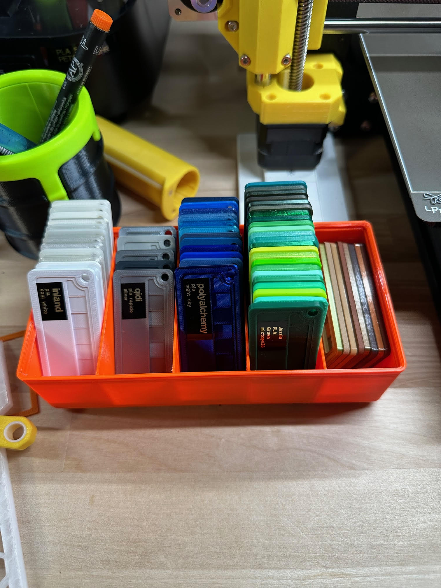 Gridfinity Filament Swatch Bin 2x4x6 organizer by EMarrs | Download ...
