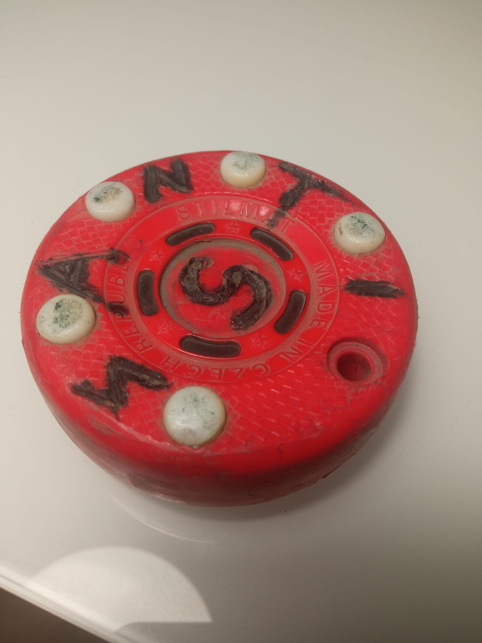 Puck Sliders by llanterner | Download free STL model | Printables.com