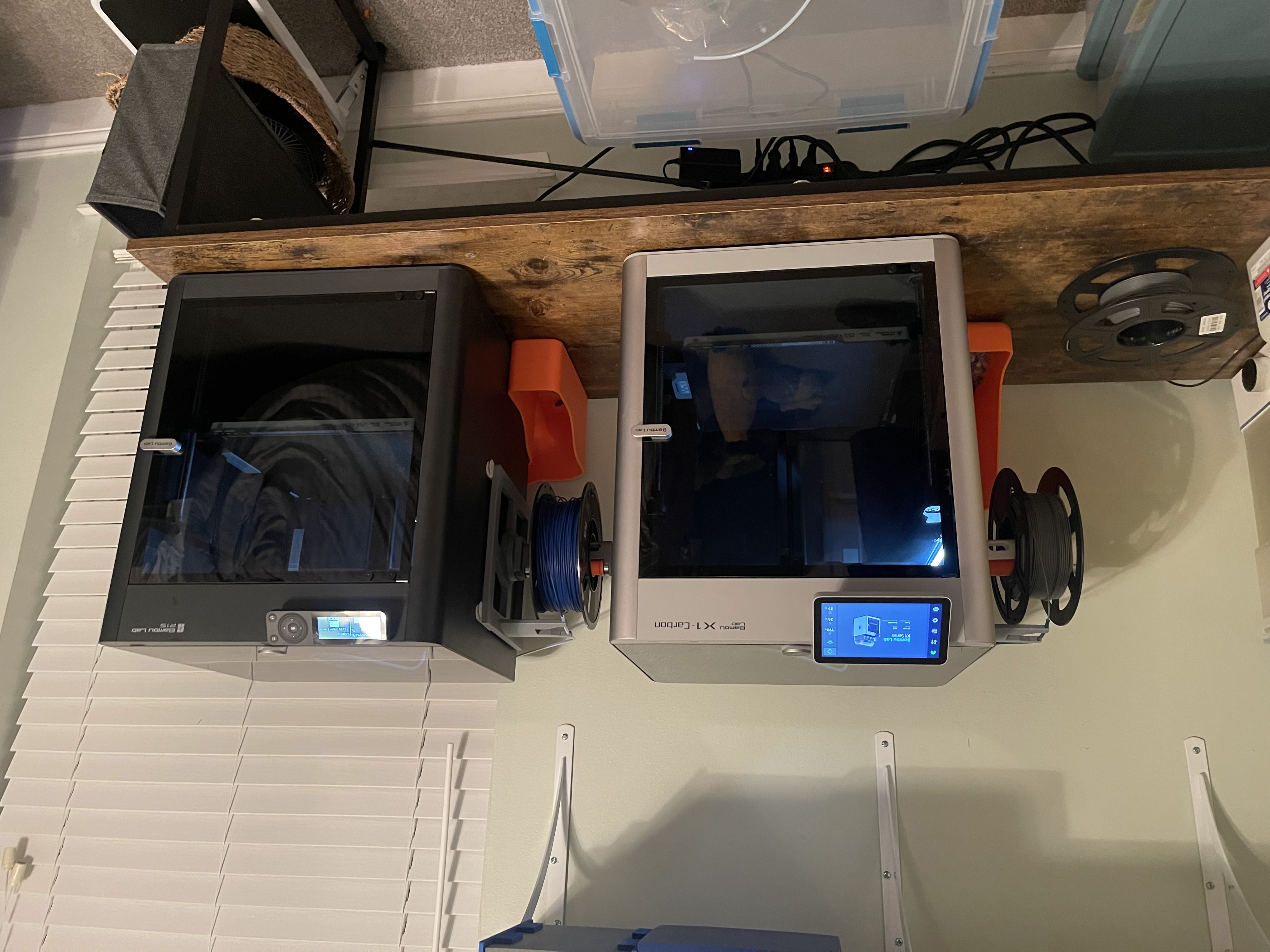 Bambulab X1C / P1S Side Mounted Filament Spool Holder with Roller por ...