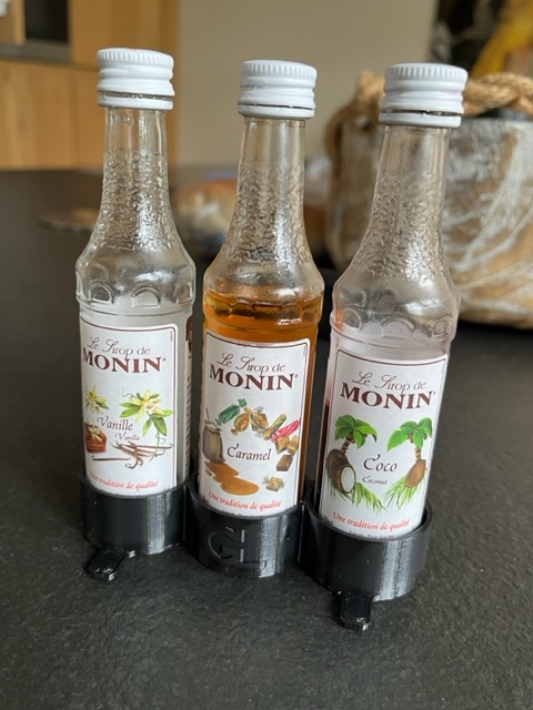 Monin fridge rack (anti tipover) / 冰箱架（防翻）/ फरज रक (टपओवर रध) by GeertL ...