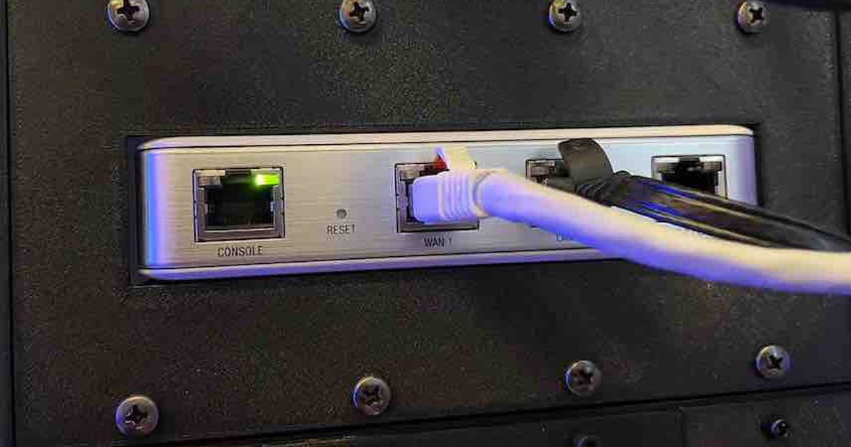 Rackmount for a Ubiquiti USG to mount it in a 2U 19" Modular Rack by ...