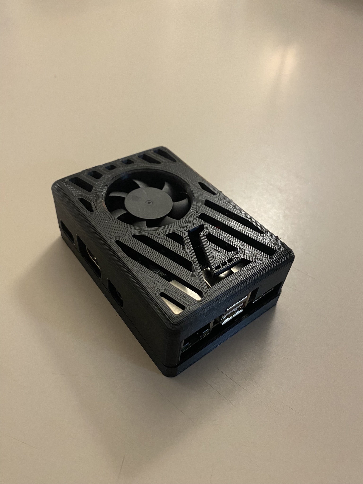 Libre Computer Renegade case with v slot by Peep Designs | Download ...