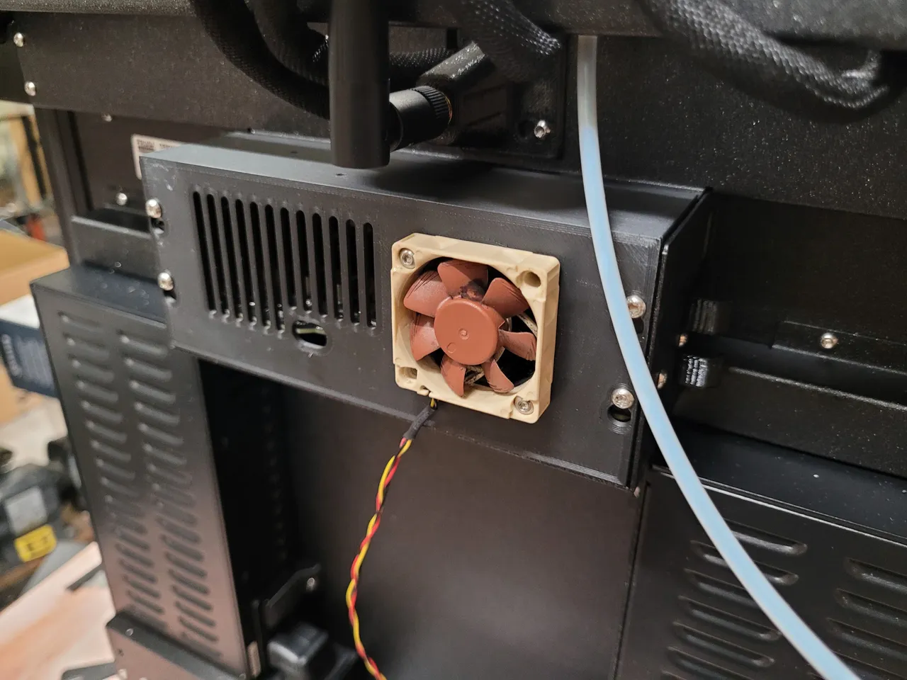 Prusa XL Buddy cover with vents and fan mount by Kevin | Download free ...