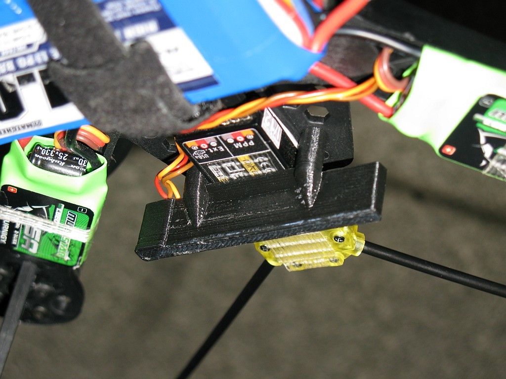 8-LED Neopixel Stripe holder (OpenScad), 2 mount versions, fully ...
