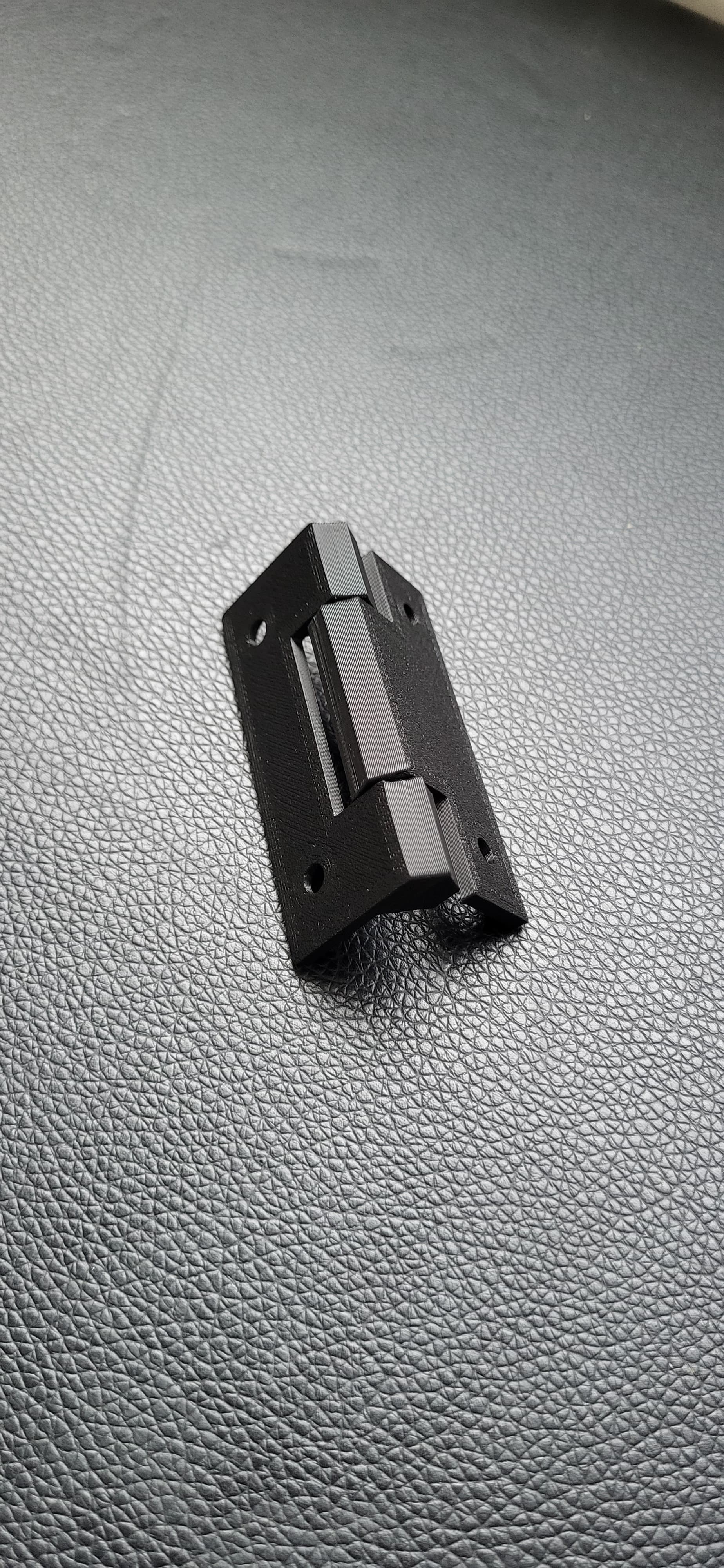 Print in Place 180° Hinge by Emvi 3D | Download free STL model ...