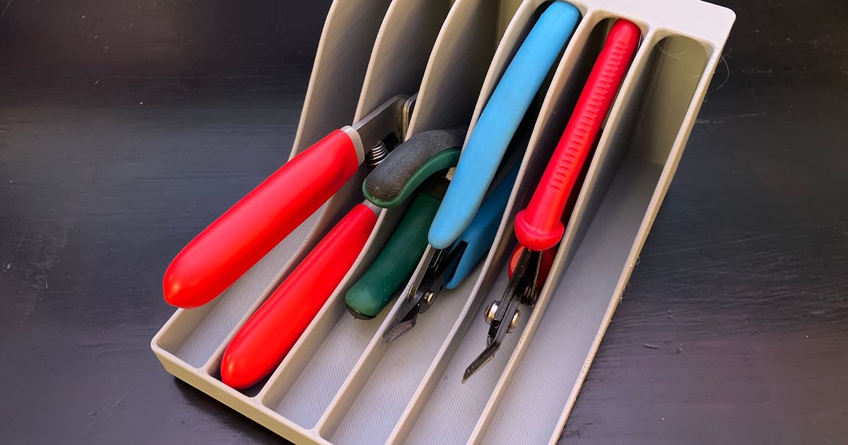 Gridfinity 3x4 pliers and nippers rack by Some Guy 384763 | Download ...