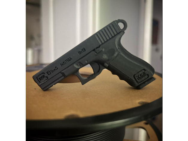 Glock Keychain's par Fluffy | Téléchargez gratuitement un modèle STL ...
