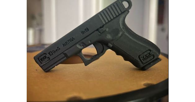 Glock Keychain's par Fluffy | Téléchargez gratuitement un modèle STL ...