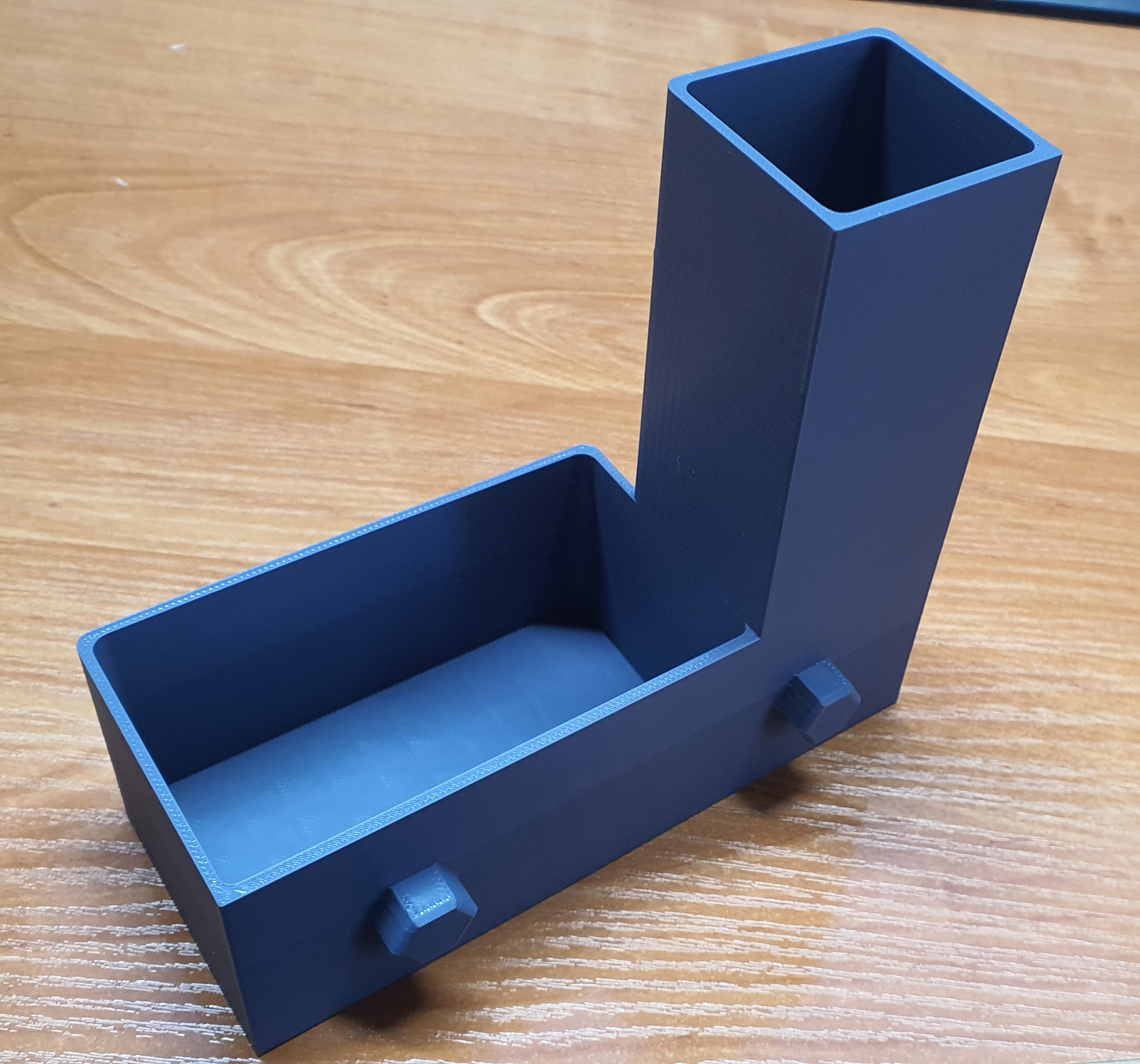 Multimeter Holder for Honeycomb wall by Warlogh | Download free STL ...