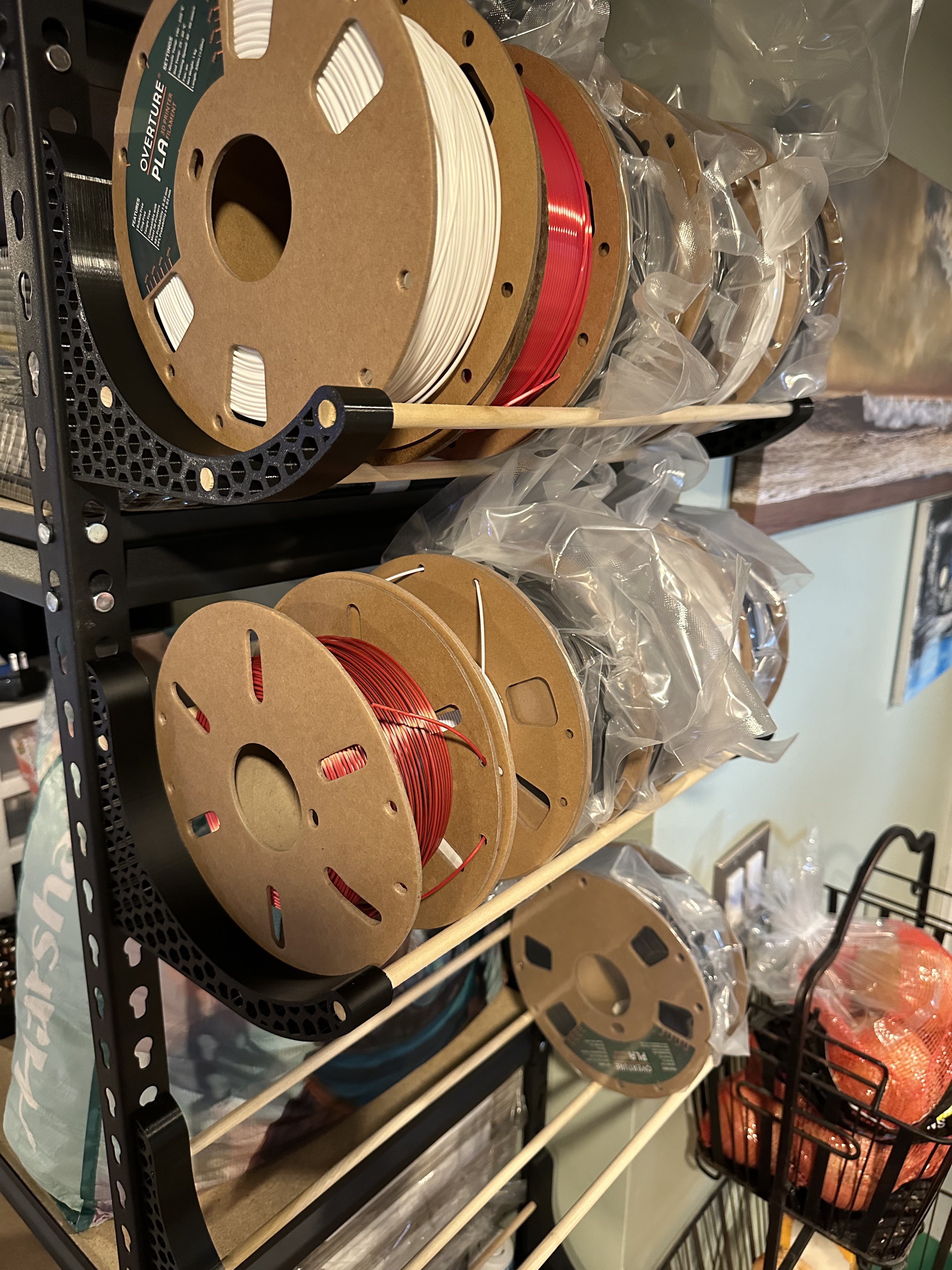 Filament shelf brackets for metal shelf siding por SurrealAqua ...