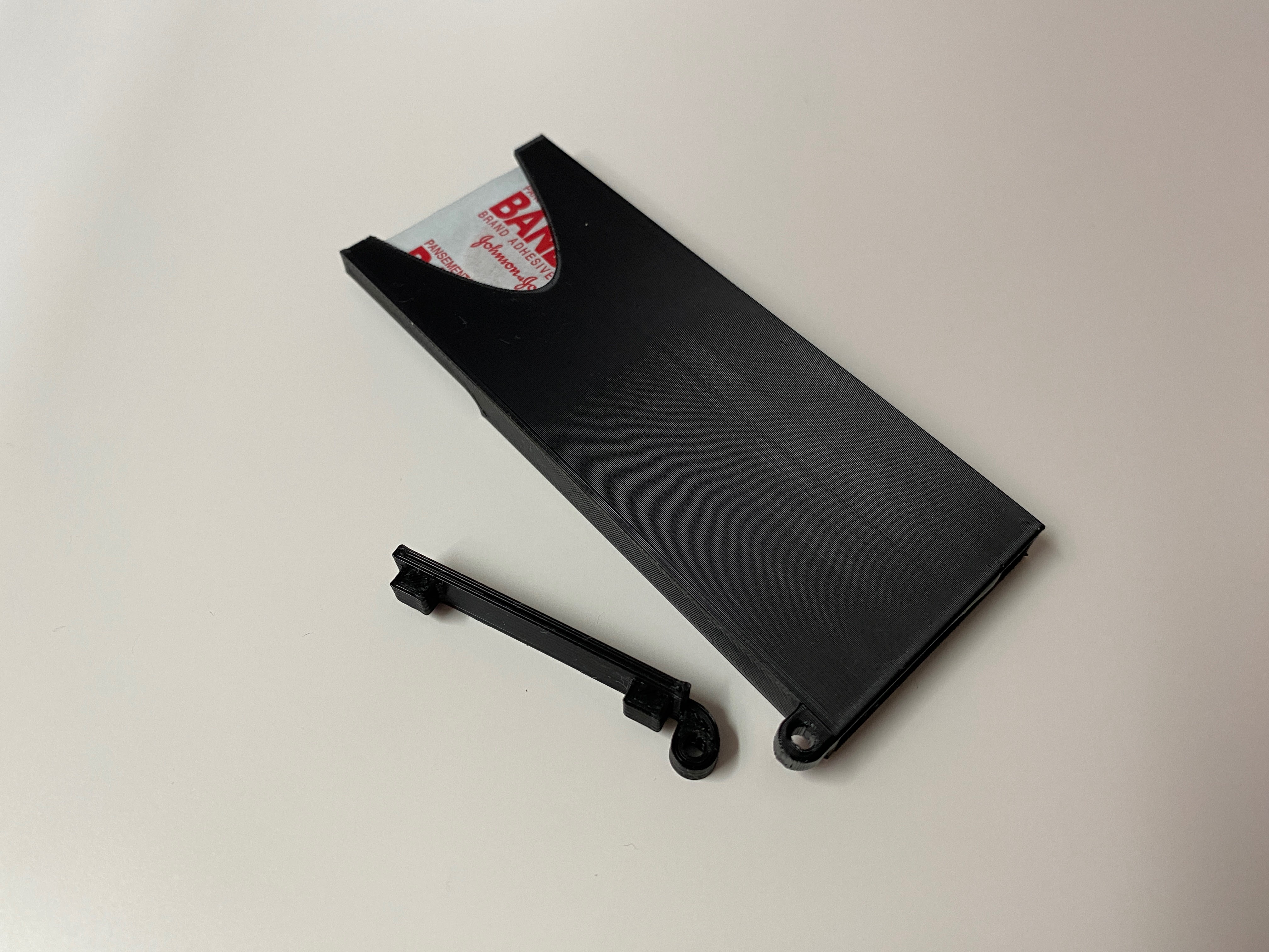 Parametric Keychain Bandage Holder by Unkown | Download free STL model ...