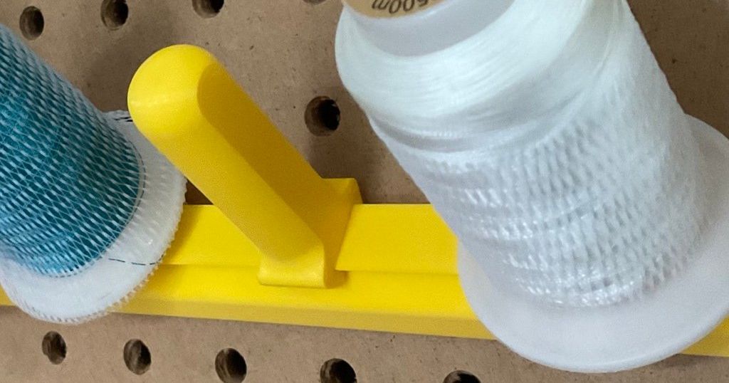 Adjustable Spool Holder (for Thread) by idlebear | Download free STL ...