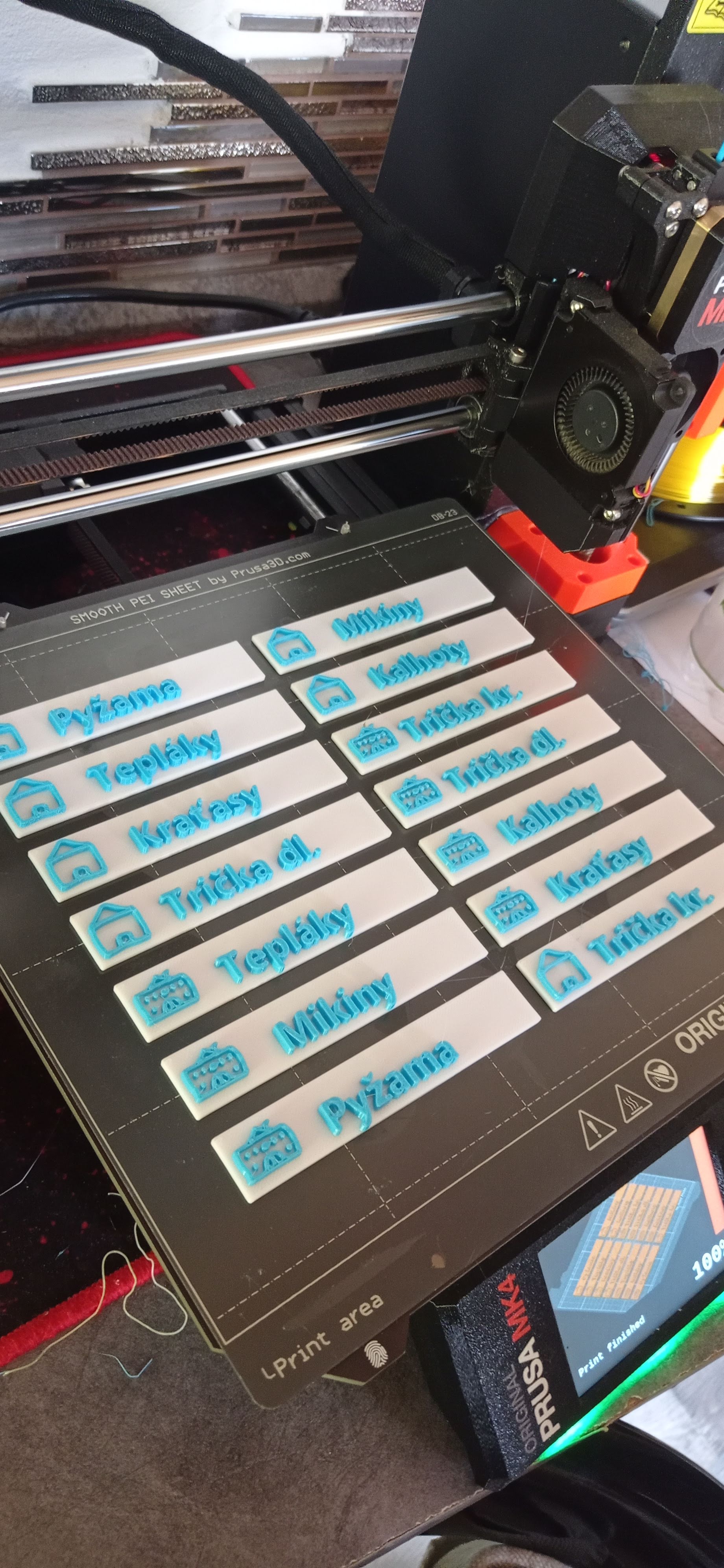 Customizable 2-color Clothes Labels by 3dMike | Download free STL model ...