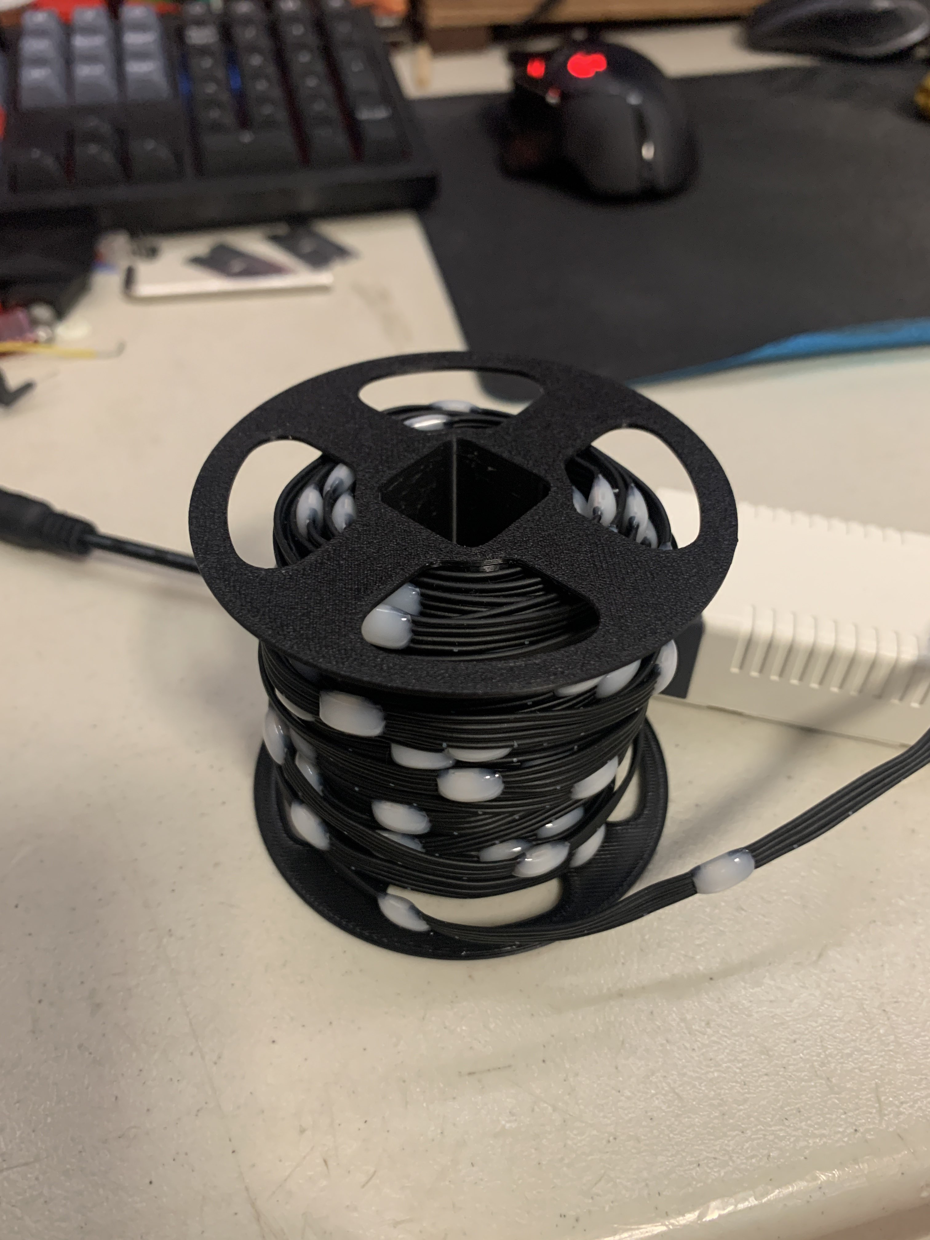 LED Strip Spool Holder with gap by TomW1605 | Download free STL model ...