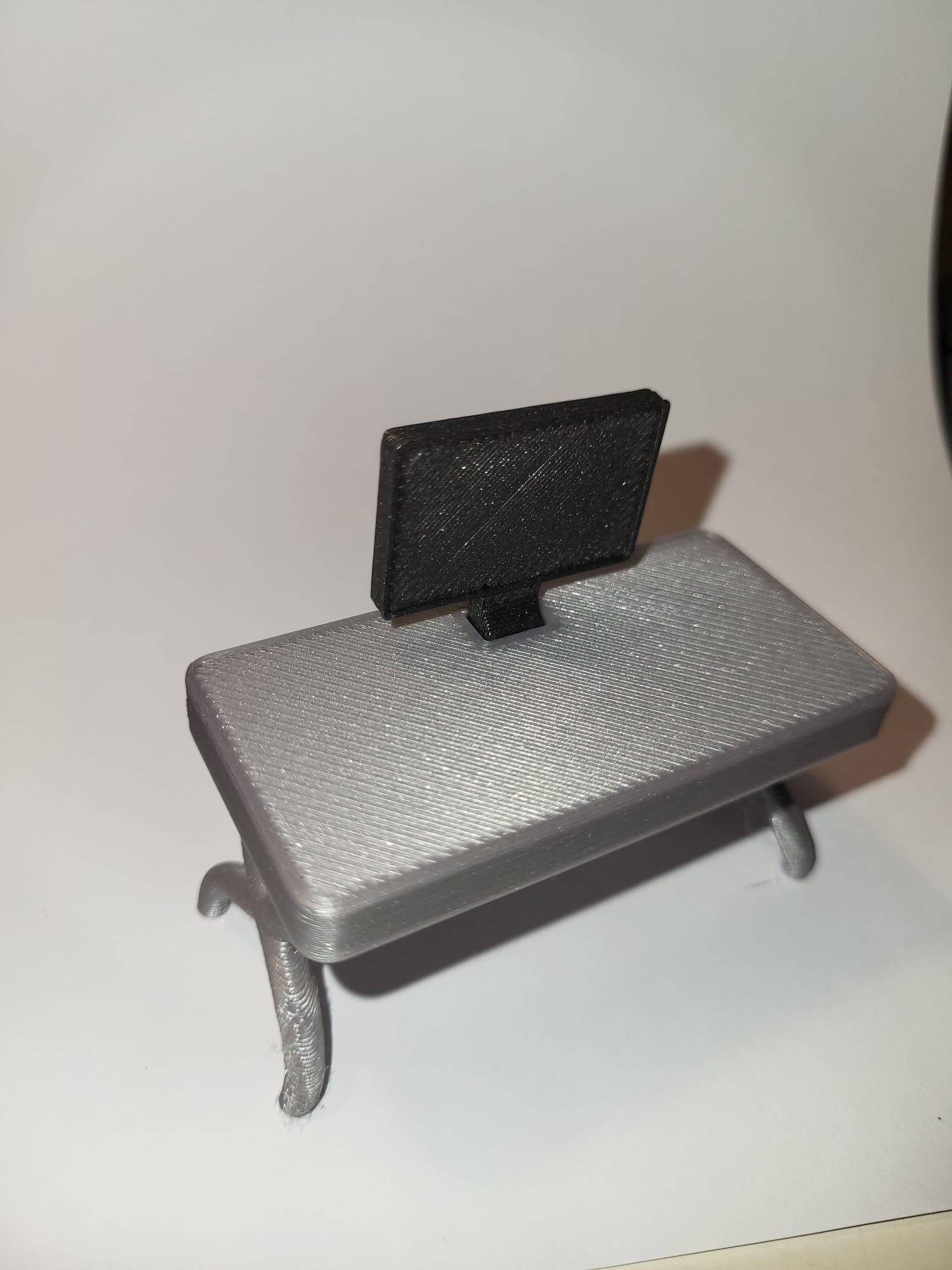 Doll desk with monitor by Giovanni | Download free STL model ...