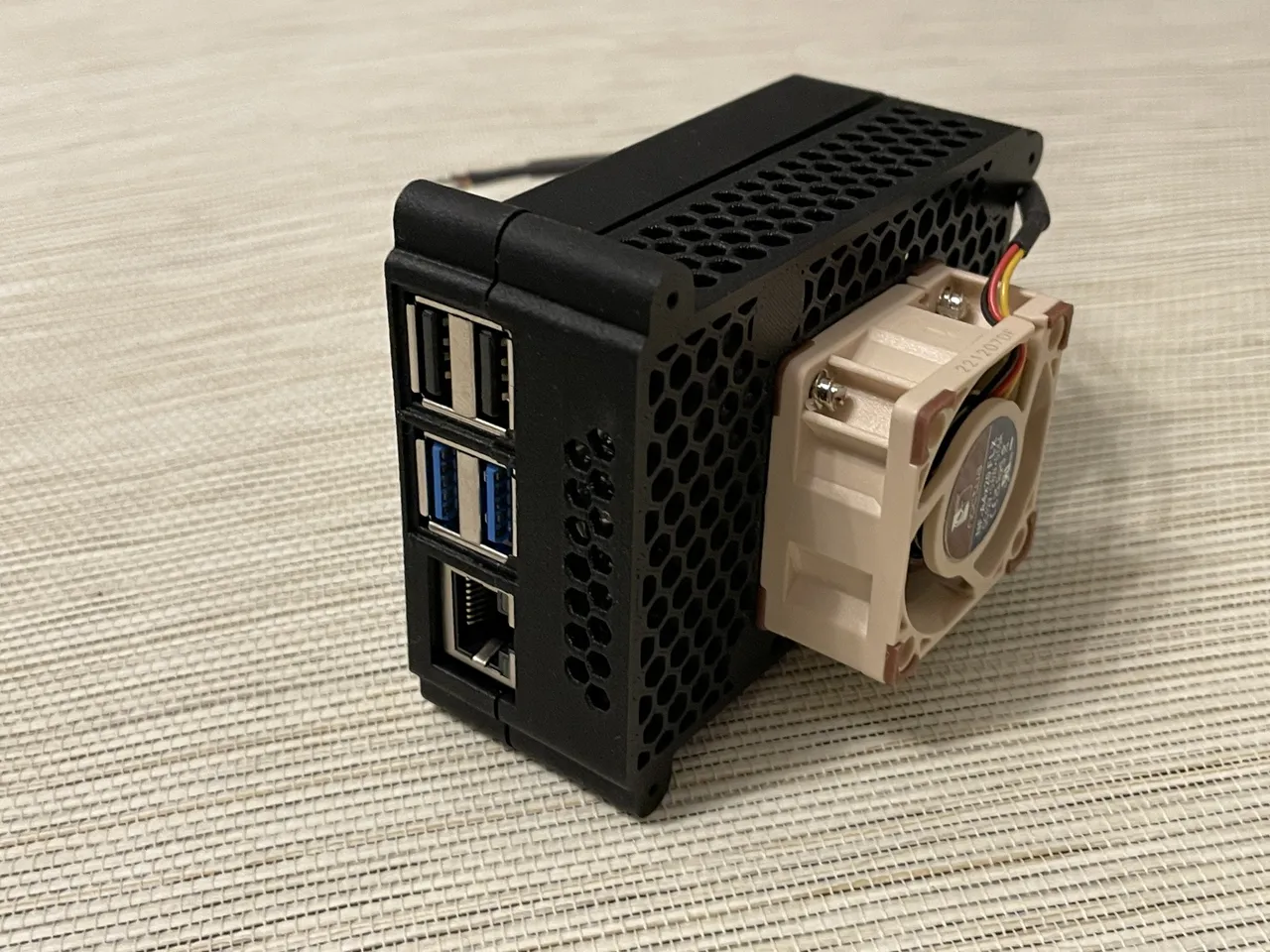 Radxa Rock Pi 4 plus case by CharlieX | Download free STL model ...