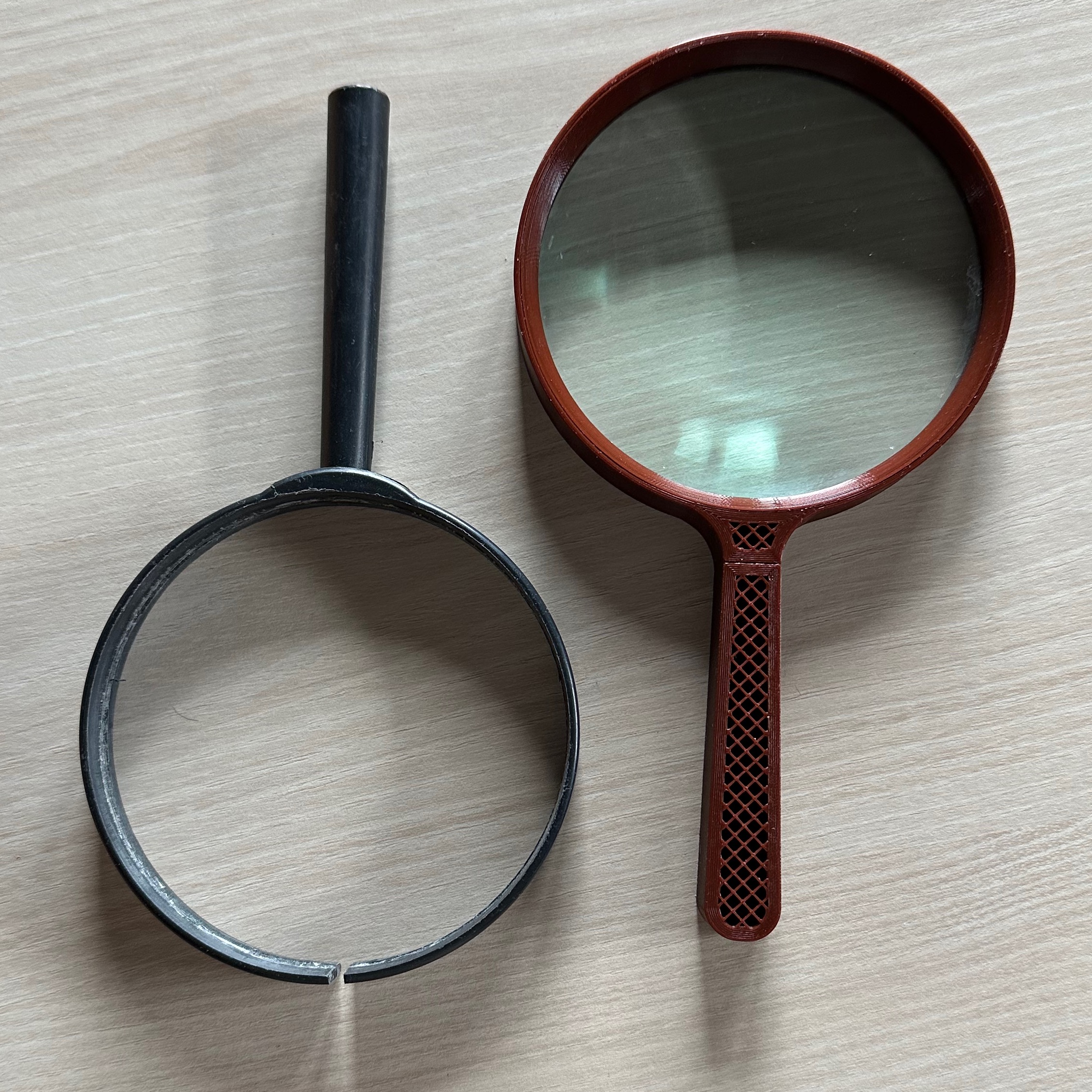 Glass magnifier replacement frame 100mm by BoBaCool | Download free STL ...