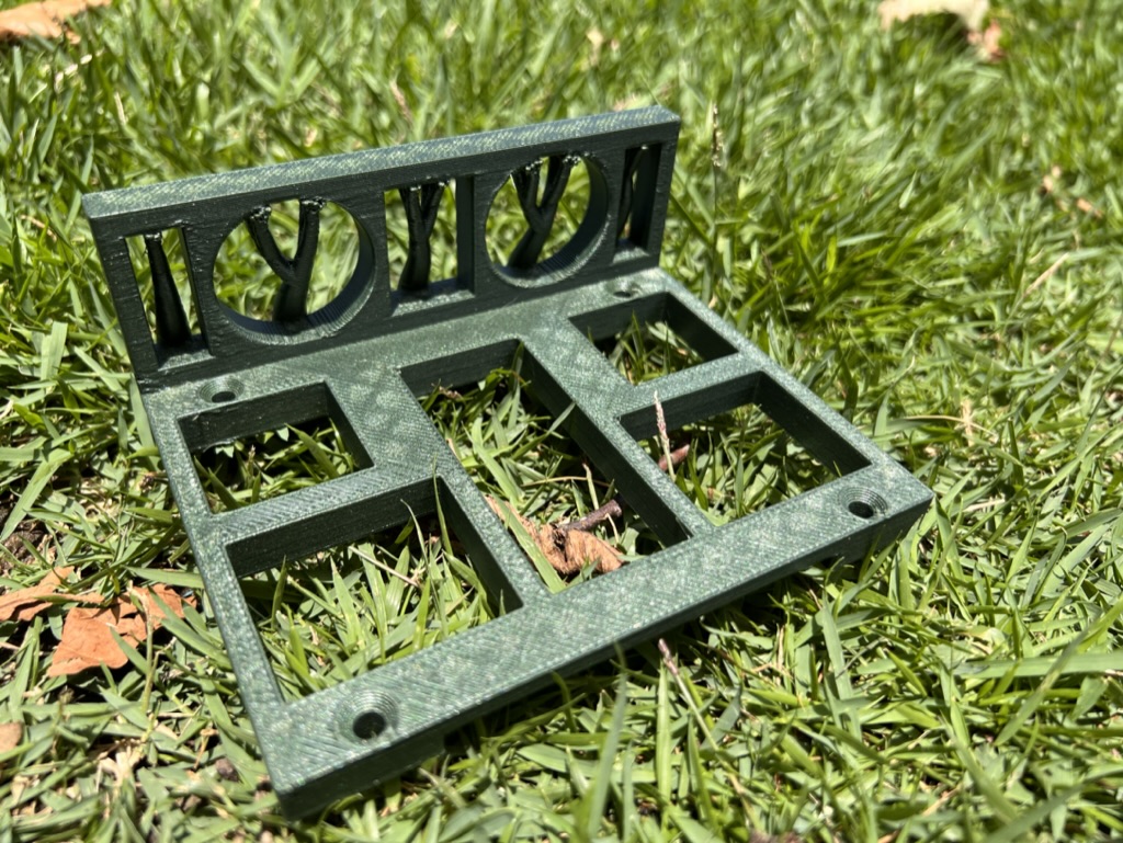 B-Hyve DX 4 Smart Hose Timer Mounting Bracket Remix by numbermess ...