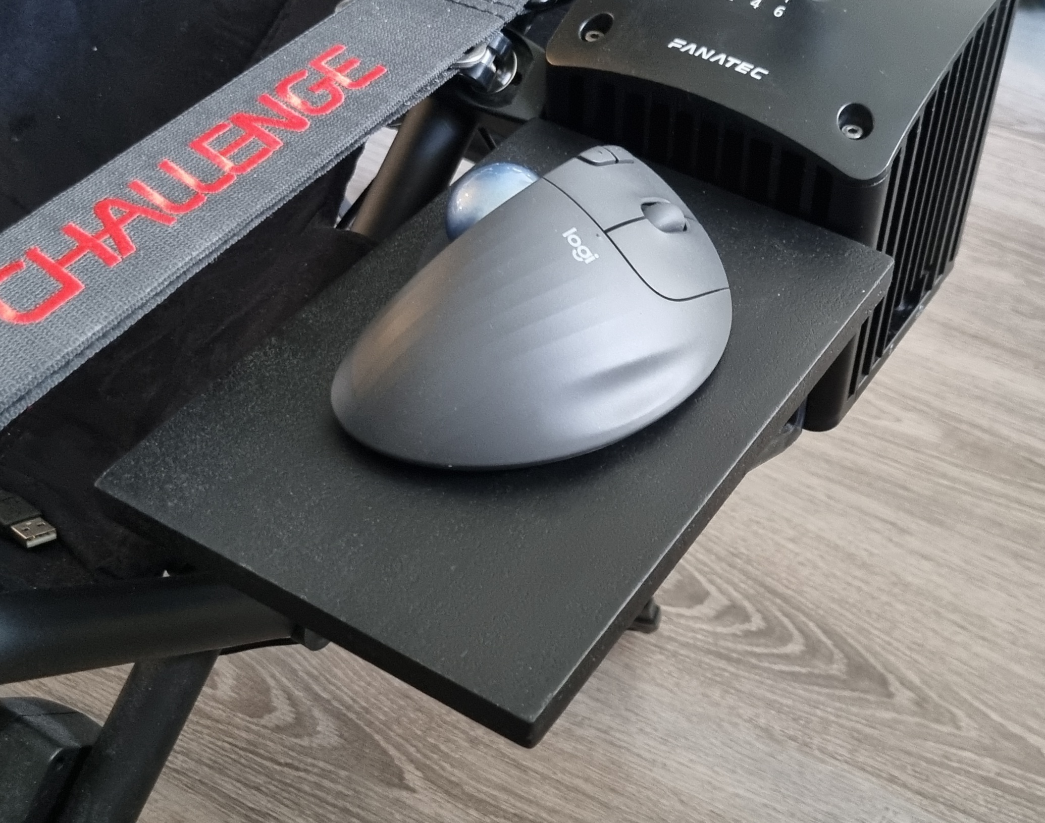 Fanatec Clubsport SQ H-shifter side bracket by Sebastian | Download ...