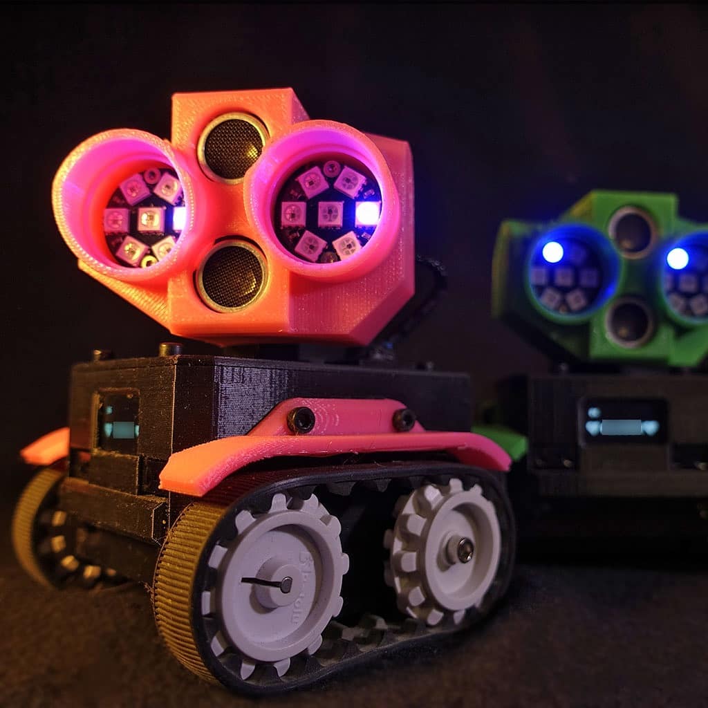 Cute Robot by M. Tops | Download free STL model | Printables.com