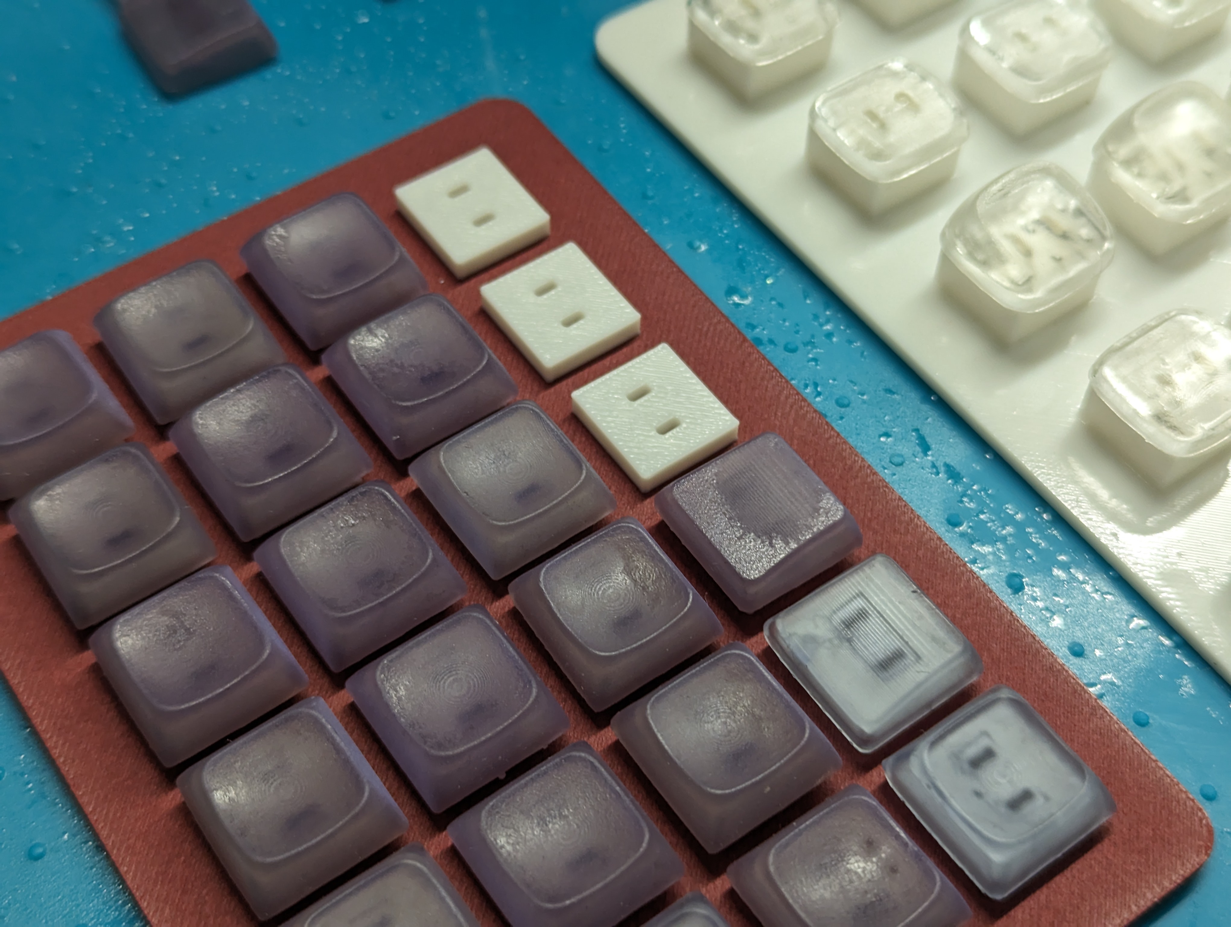Kailh Choc V1 Keycaps Holder by mike | Download free STL model ...