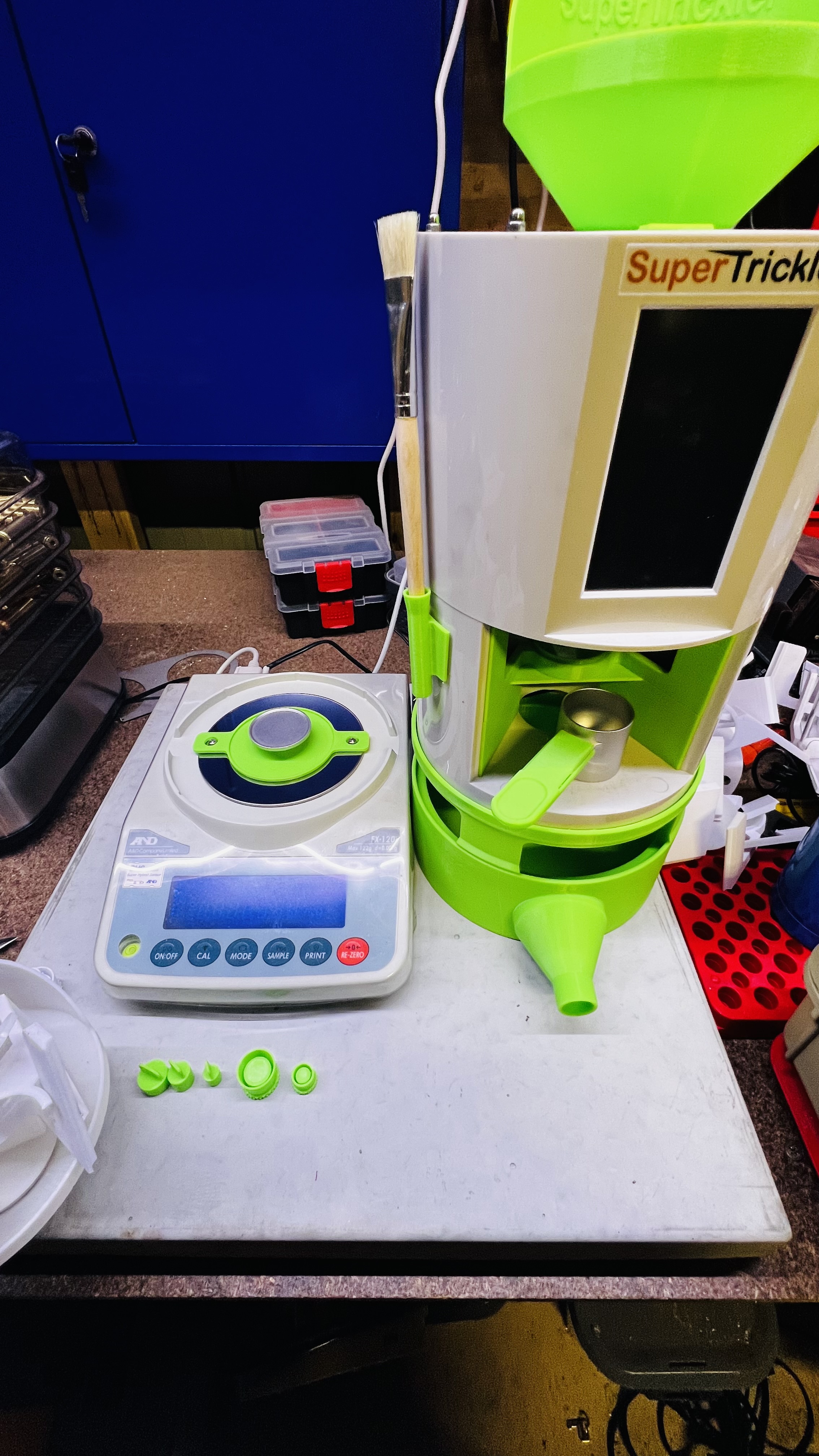 Super Trickler A and D Scale plate by Hayesy | Download free STL model ...