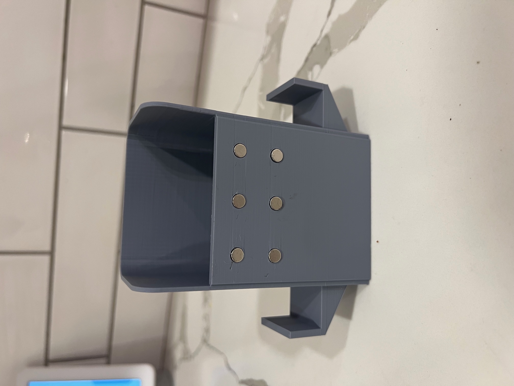 Bambu Lab Magnetic Poop Bucket with Wings by Dewey | Download free STL ...