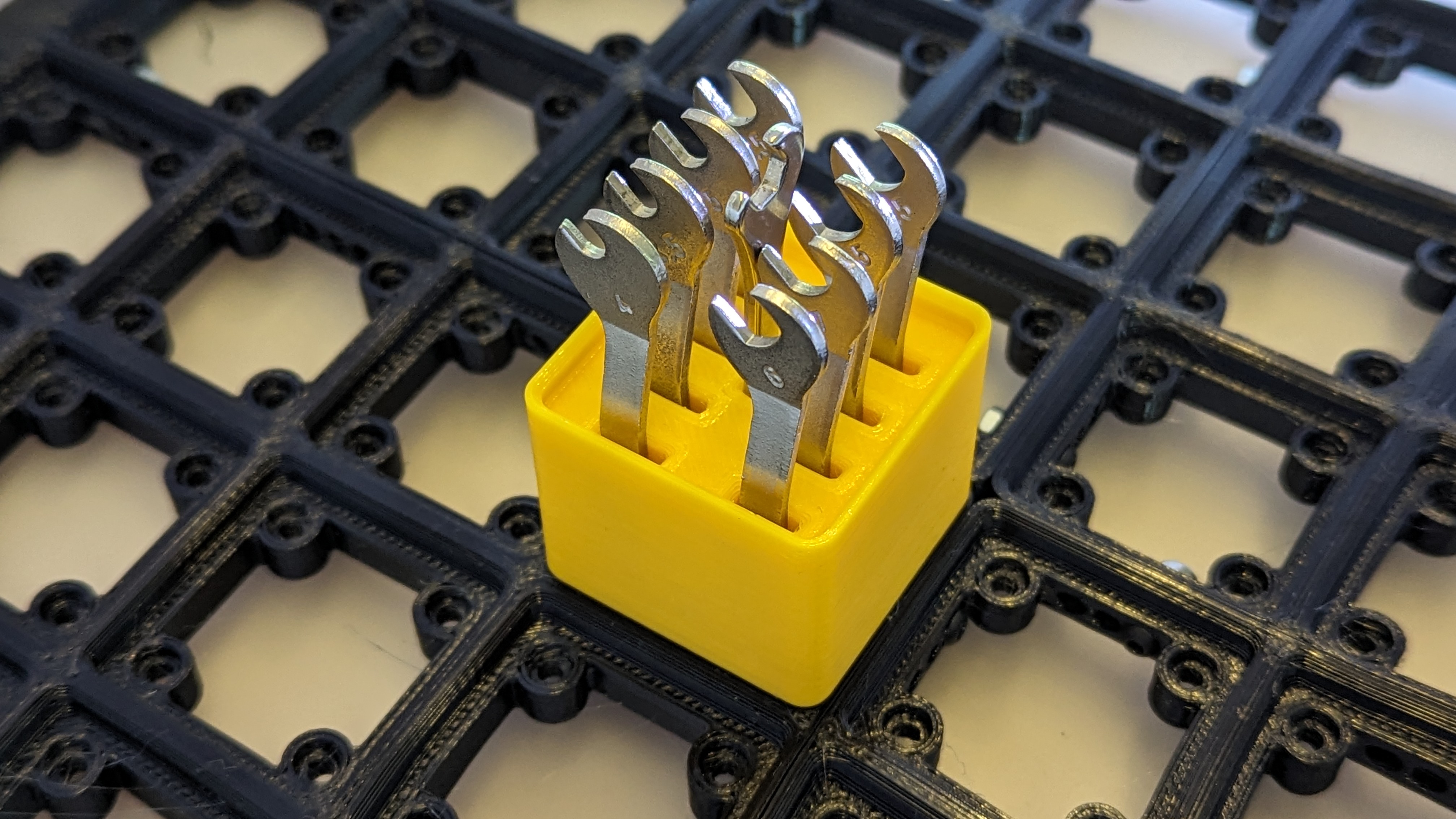 Gridfinity Holder for Mirco Wrenches (SW4 ... SW 7.5) by MadestCat | Download free STL model ...