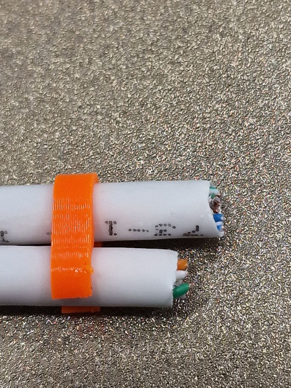 Ethernet Cable Clip (parametric) by Josuanbn | Download free STL model ...