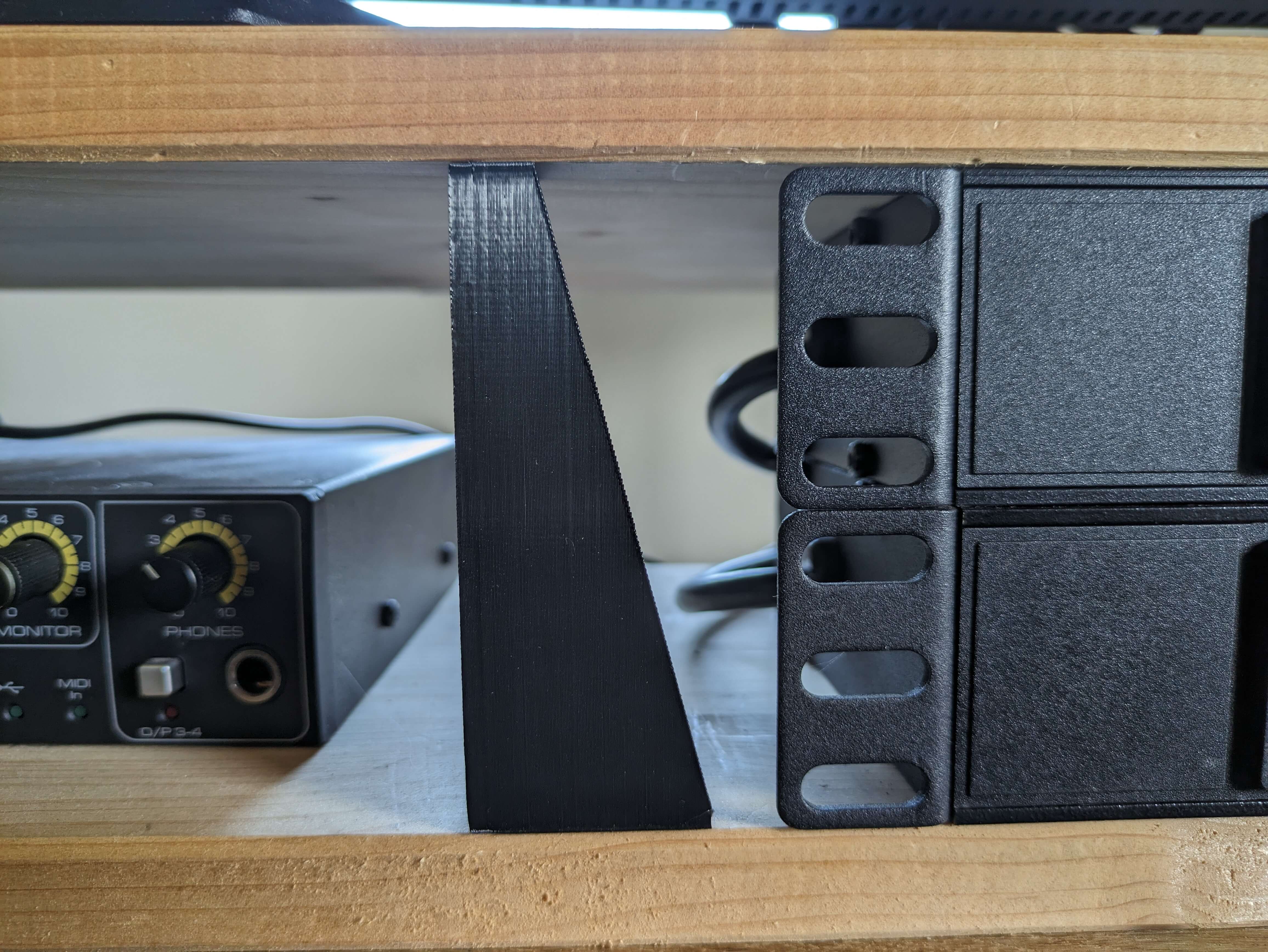 2x 1U/HE Rack Mount Bracket (Short) by Barthy | Download free STL model ...