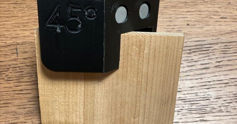 Saw jig 45° by Maker_Sem | Download free STL model | Printables.com