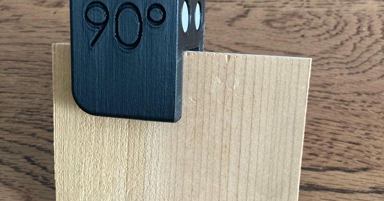 Saw jig 90° by Maker_Sem | Download free STL model | Printables.com