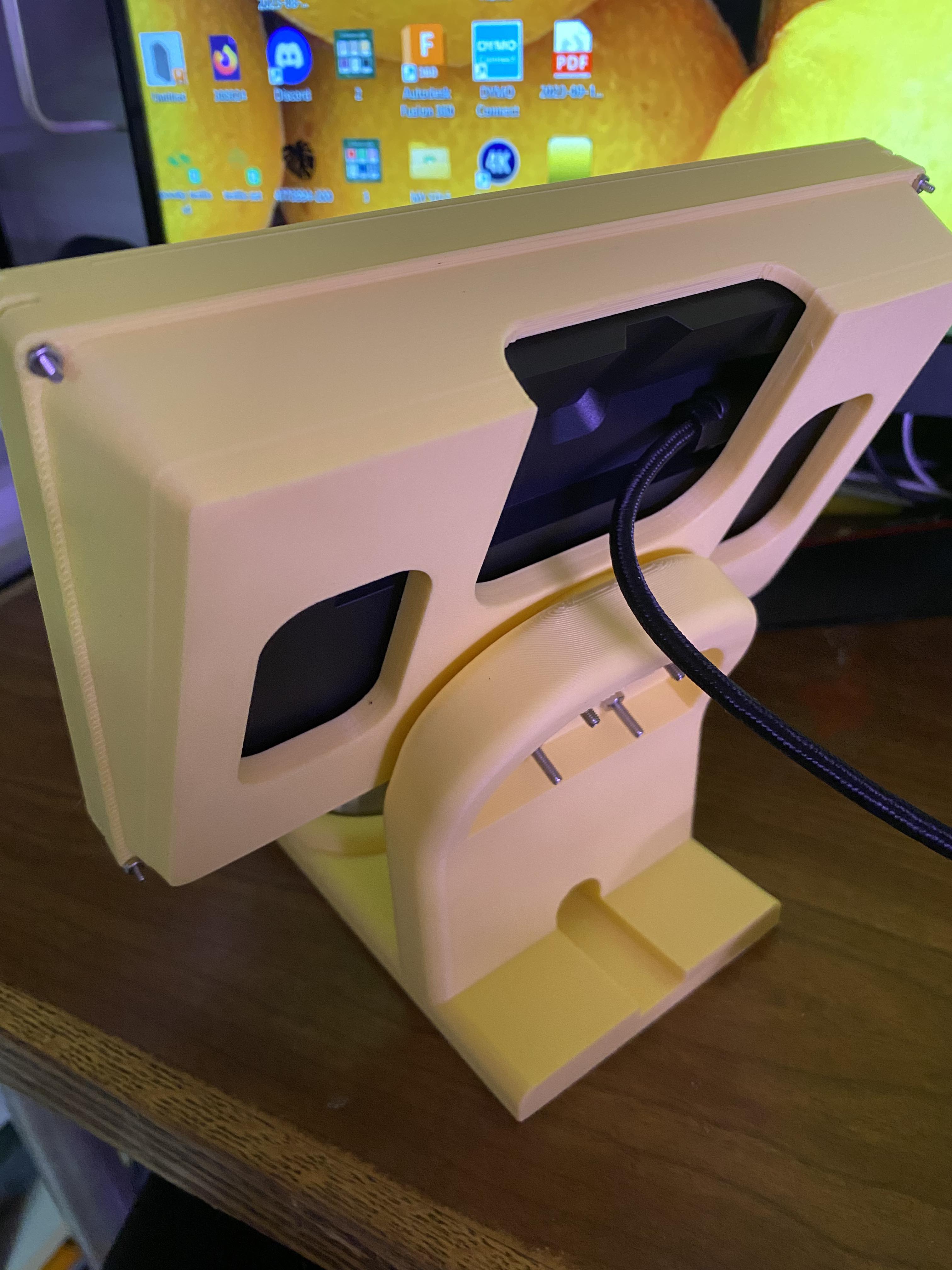 Stream deck and SpaceMouse Holder por Justin | Descargar modelo STL ...