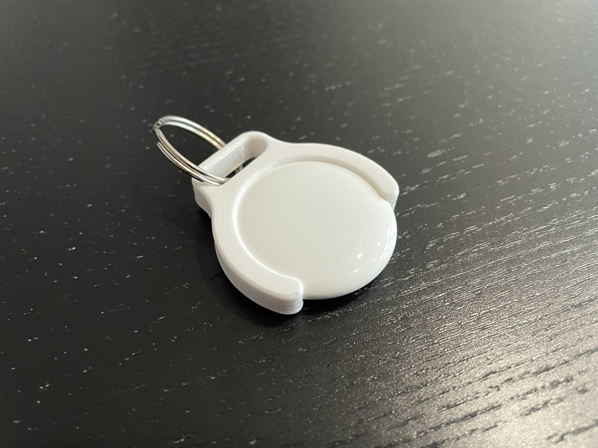 Minimalist Keychain Attachment for Apple AirTag by Nominal Brand ...