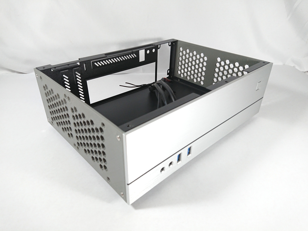 SKTC A02 Side Vent Panels (Goodisory) by D3Cove | Download free STL ...