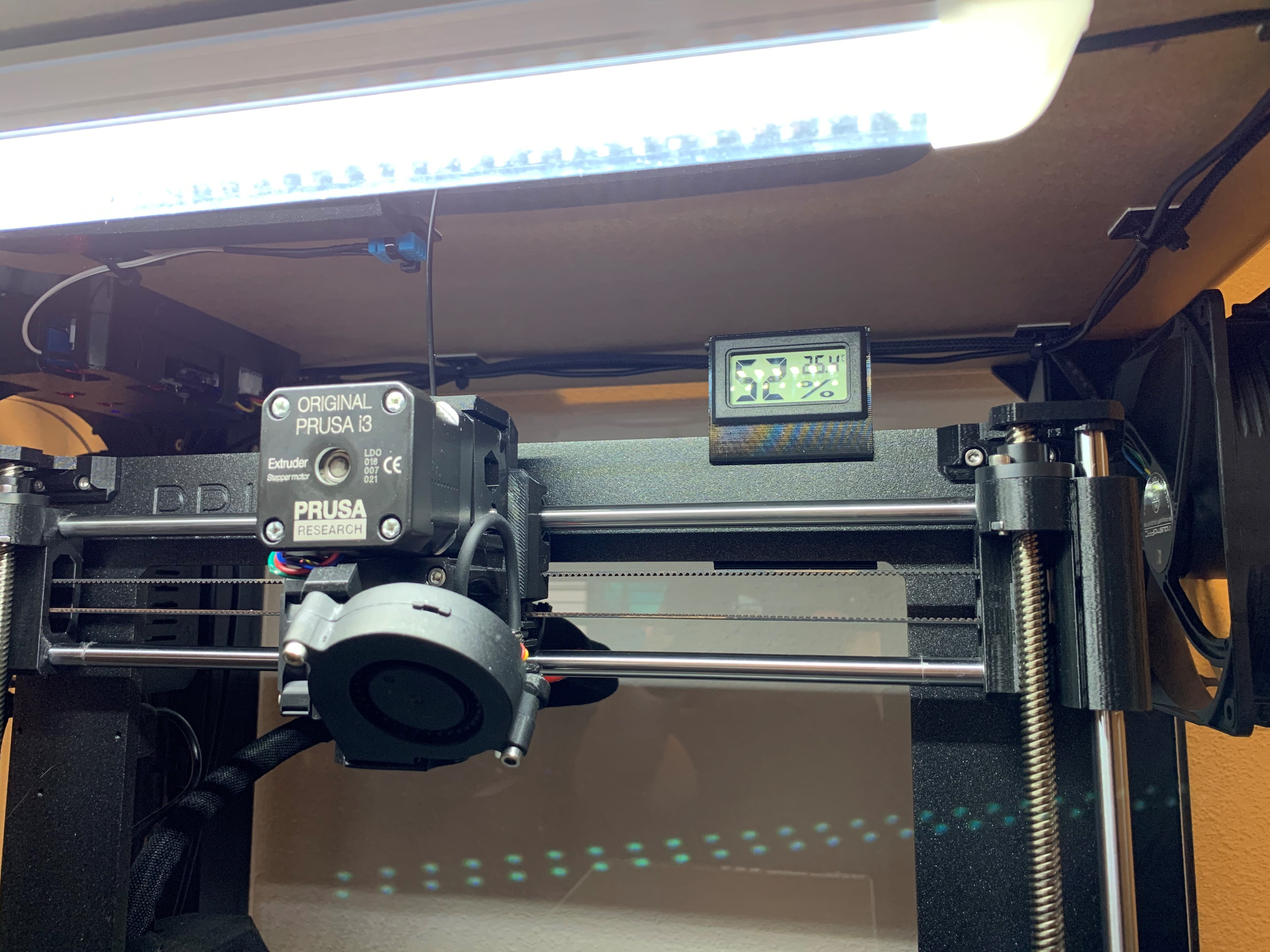 Humidity Sensor Mount by Sp4s12 | Download free STL model | Printables.com