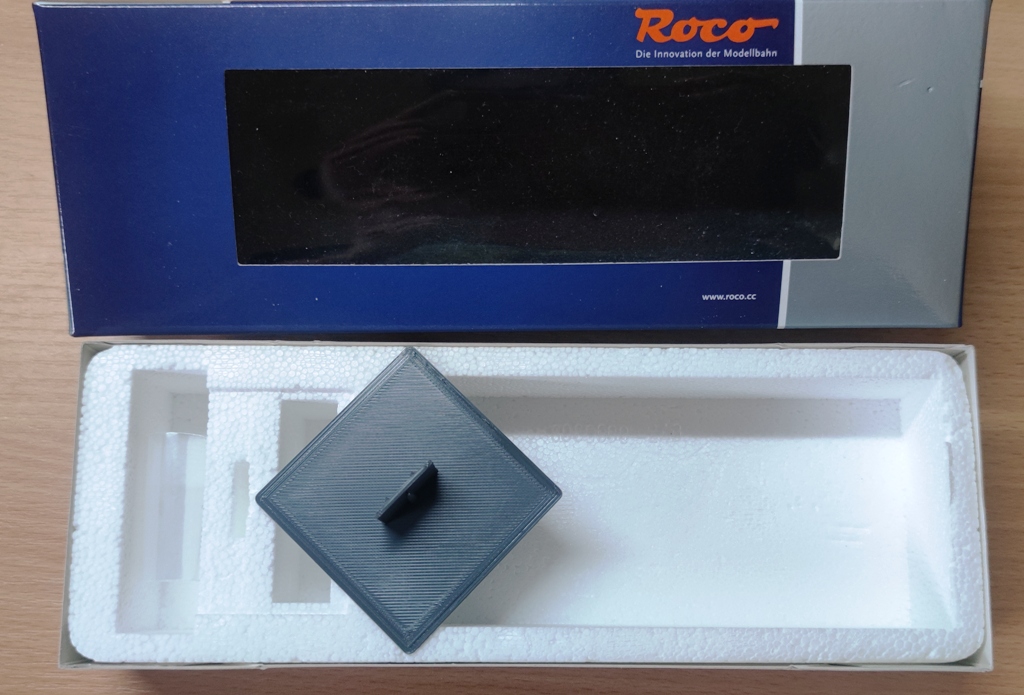 Roco Abdeckung Ersatzteilfach / Roco spare parts compartment cover by ...