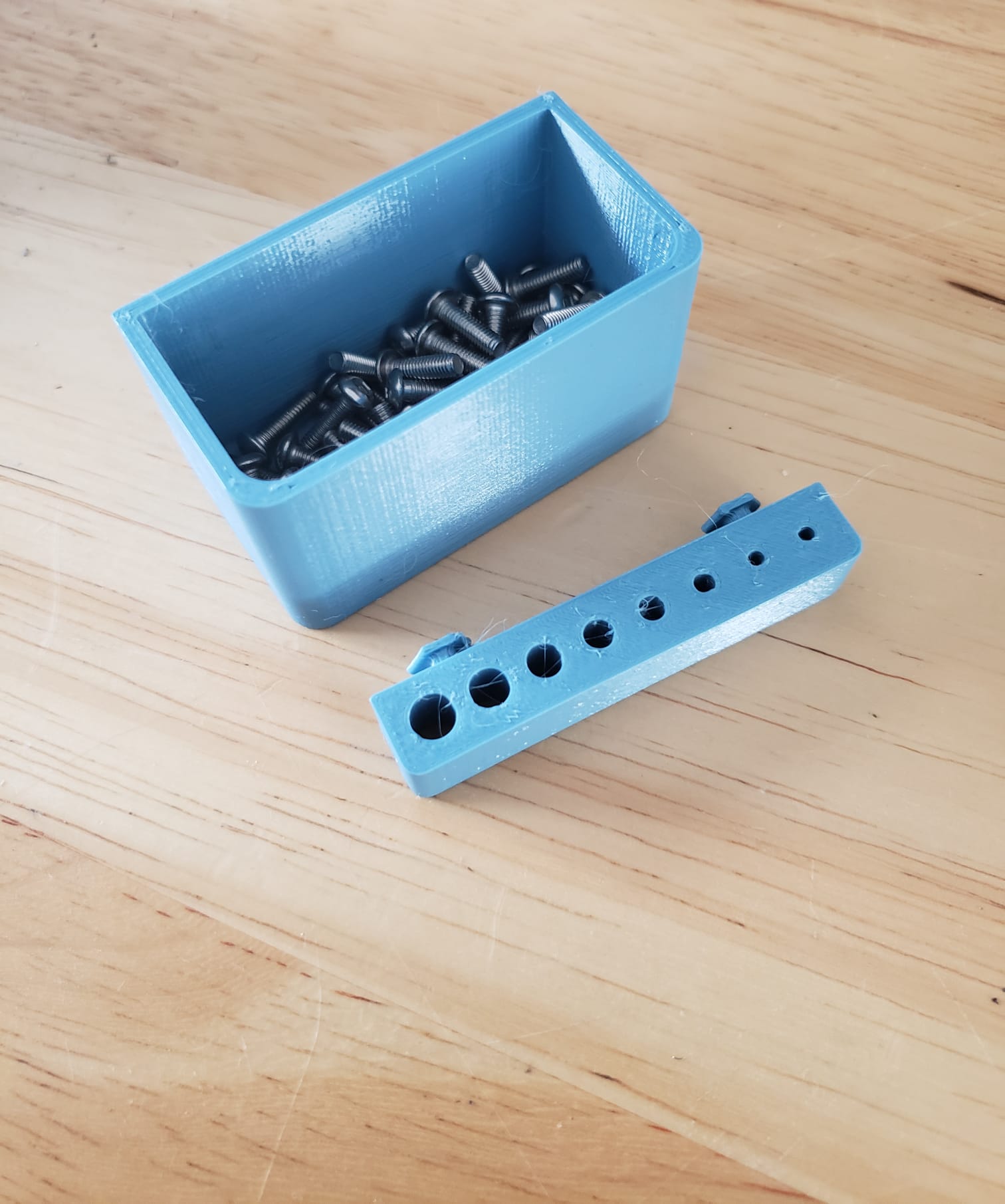 Aldi Workzone Pegboard Accessories da Printo | Scarica il modello STL ...