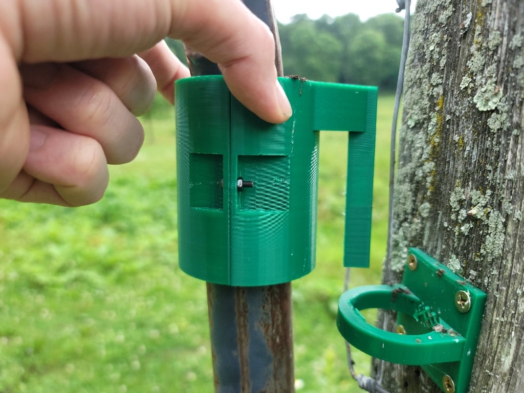 Sliding gate latch by Ginger Printing | Download free STL model ...
