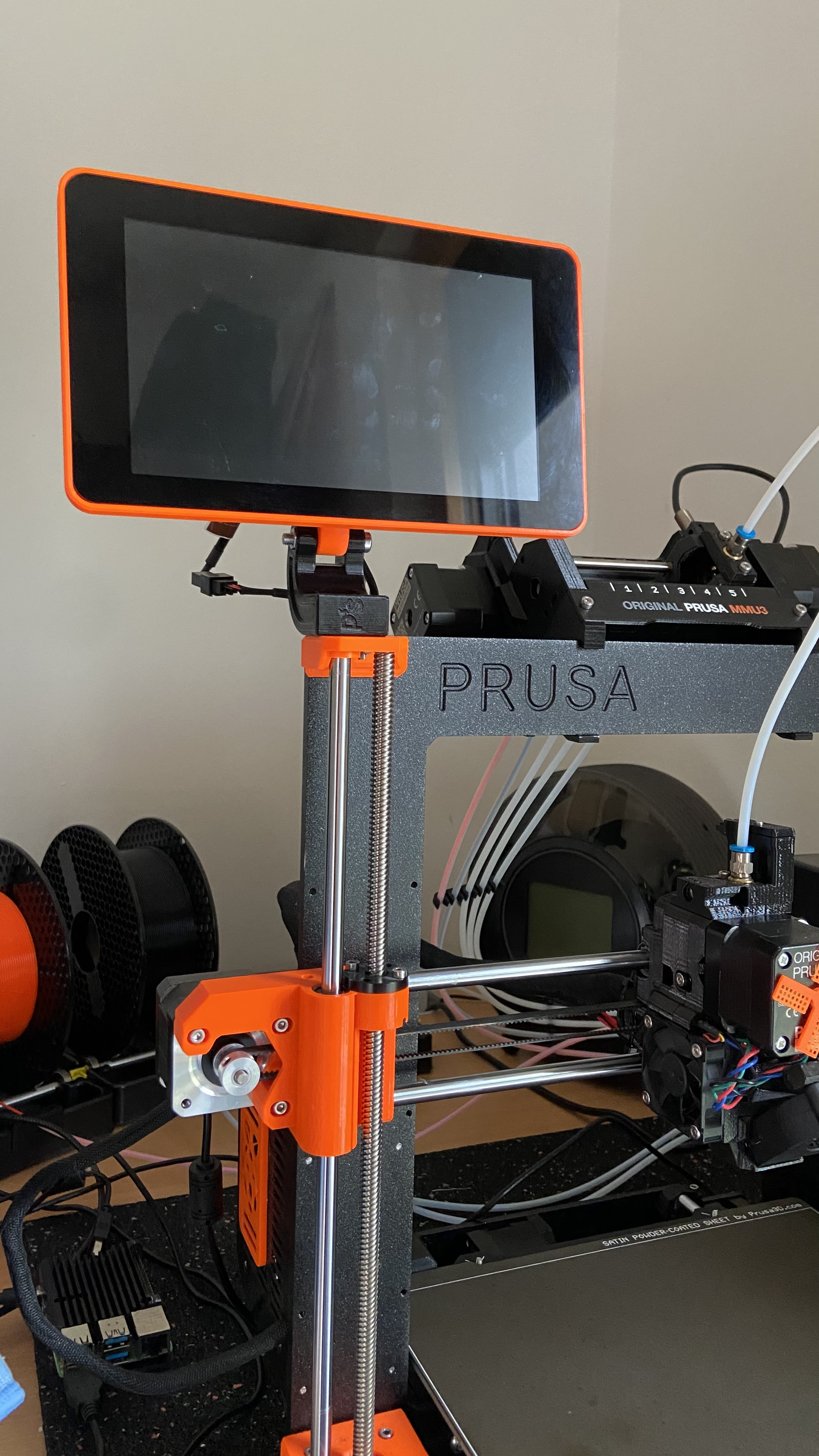 Z-Axis Touchscreen mount by Dalton | Download free STL model ...