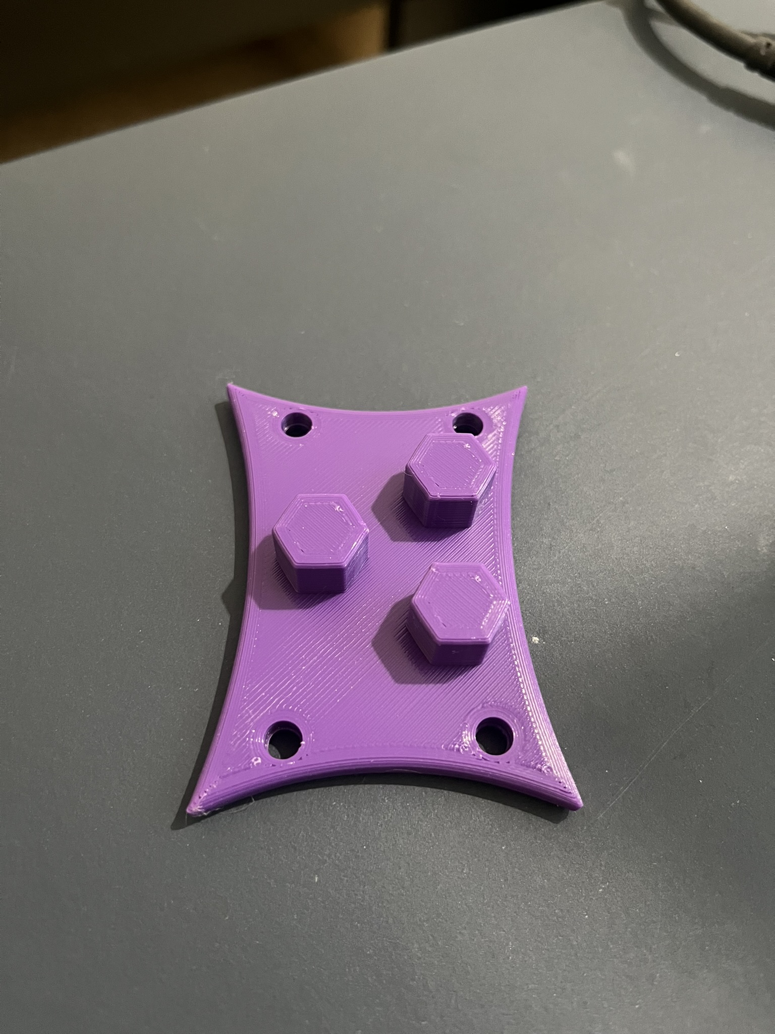 Honeycomb Raspberry pi 4 case mount by Port Bay | Download free STL ...