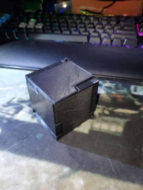 Opening Mobius Kaleidocycle Cube, for rings or what have you. by Jae ...