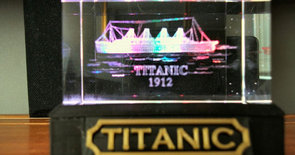 Illuminated Display Base for 3D Laser Engraved Acrylic Block by Cargy ...